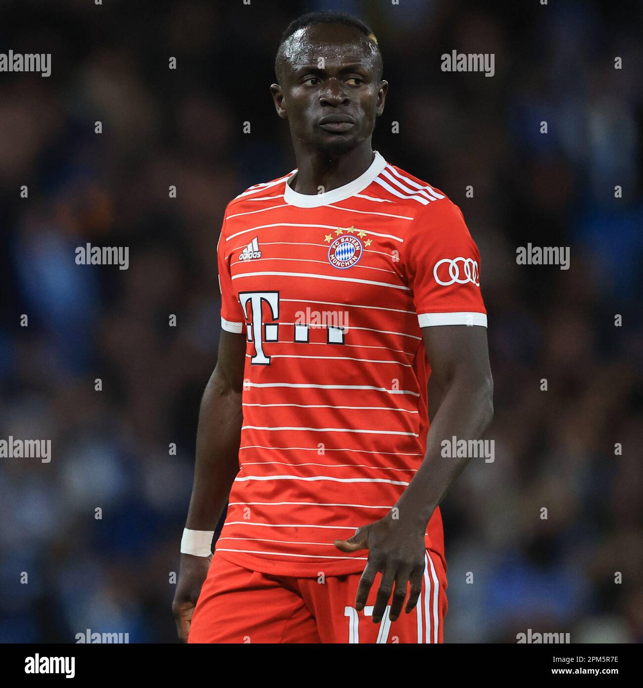Sadio Mané #17 of Bayern Munich during the UEFA Champions League ...
