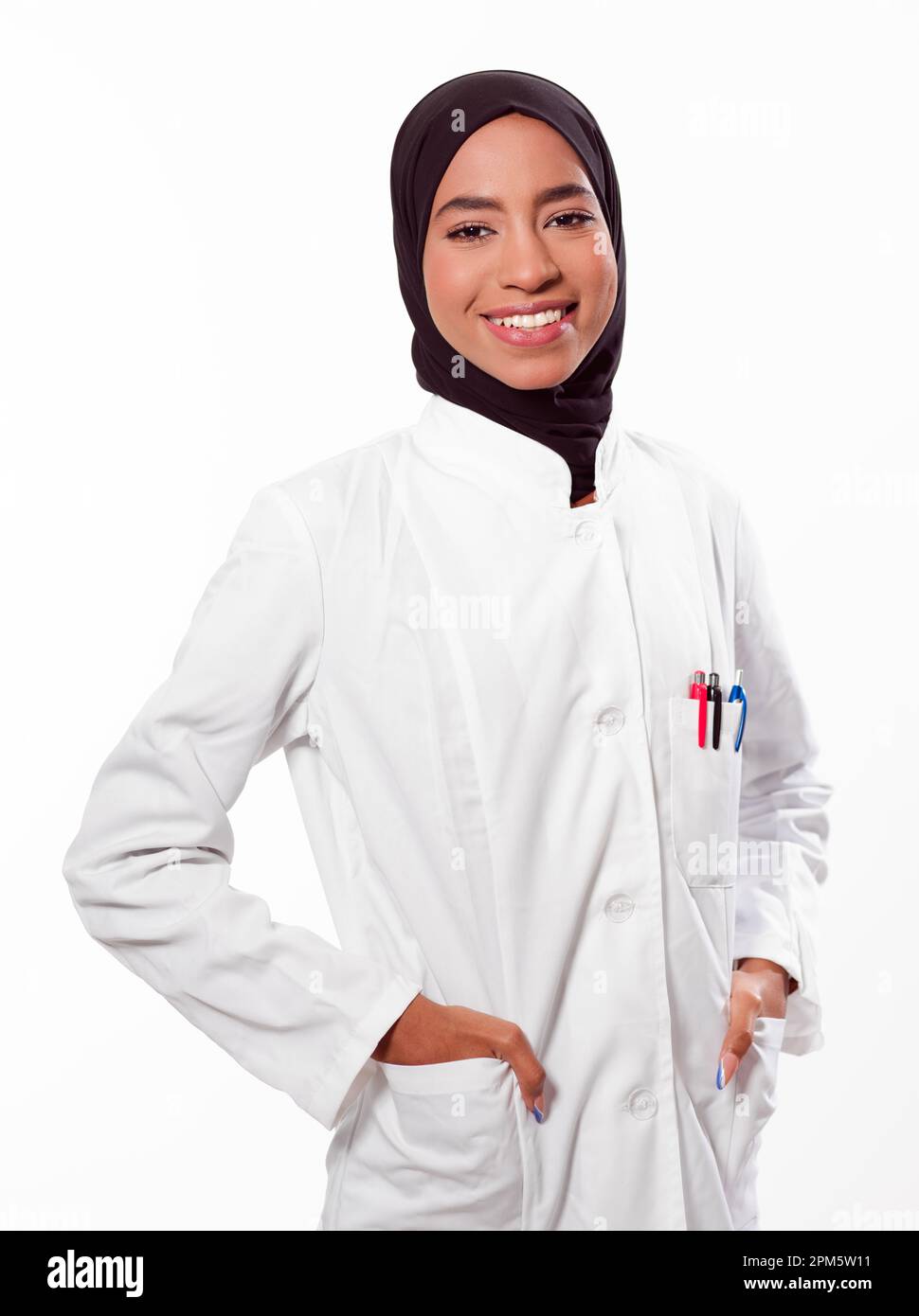Portrait of muslim female nurse. Authentic Confident Middle Eastern ...