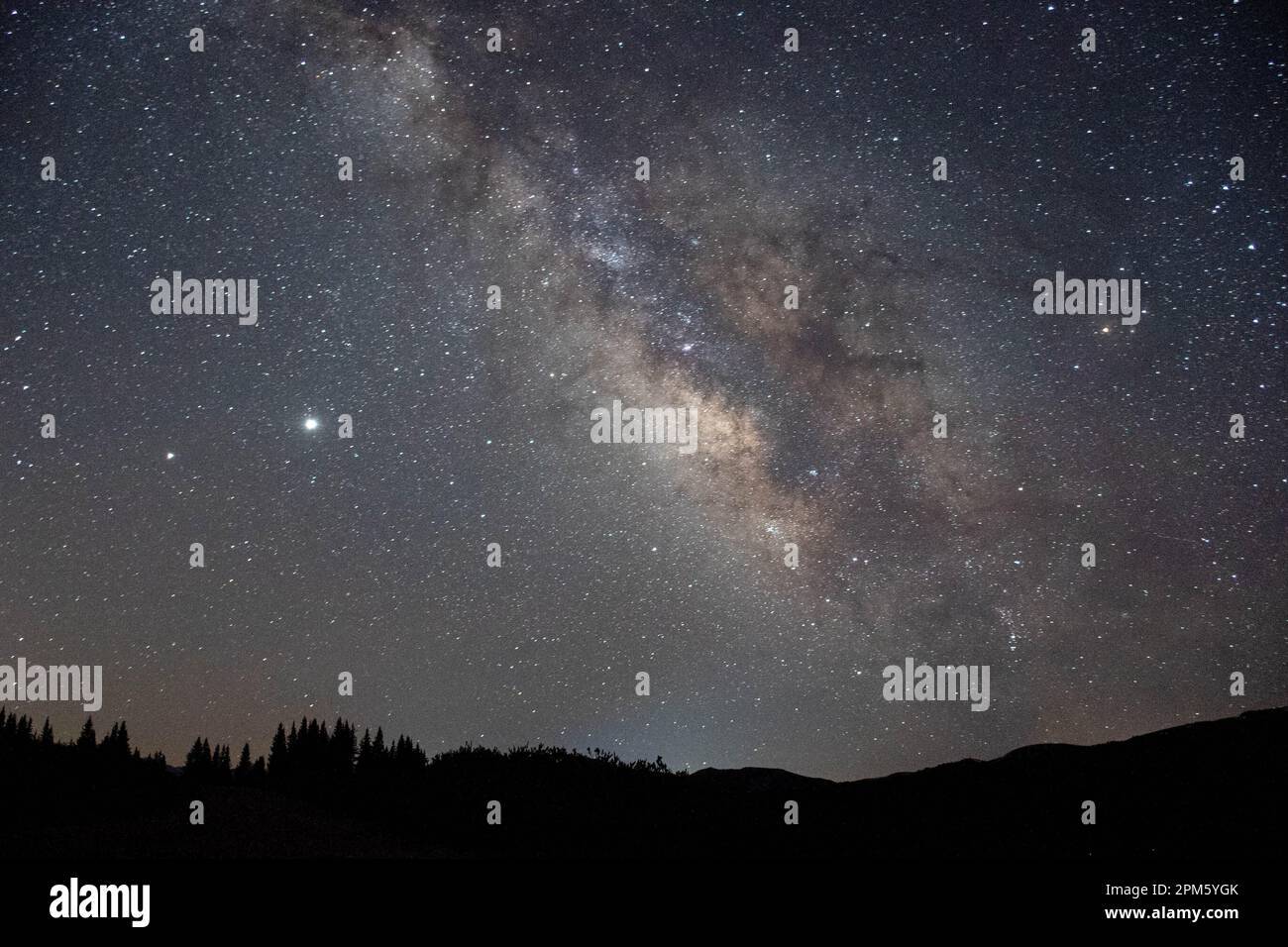 Astrophotography milky way galaxy july hi-res stock photography and ...