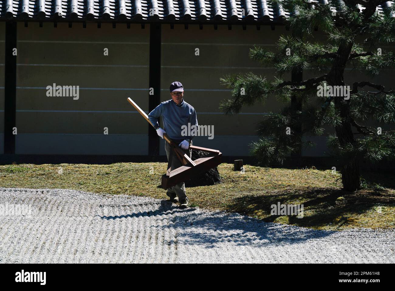 Kyoto, Arashiyama; Daikakuji Temple, former Saga Palace, the head ...