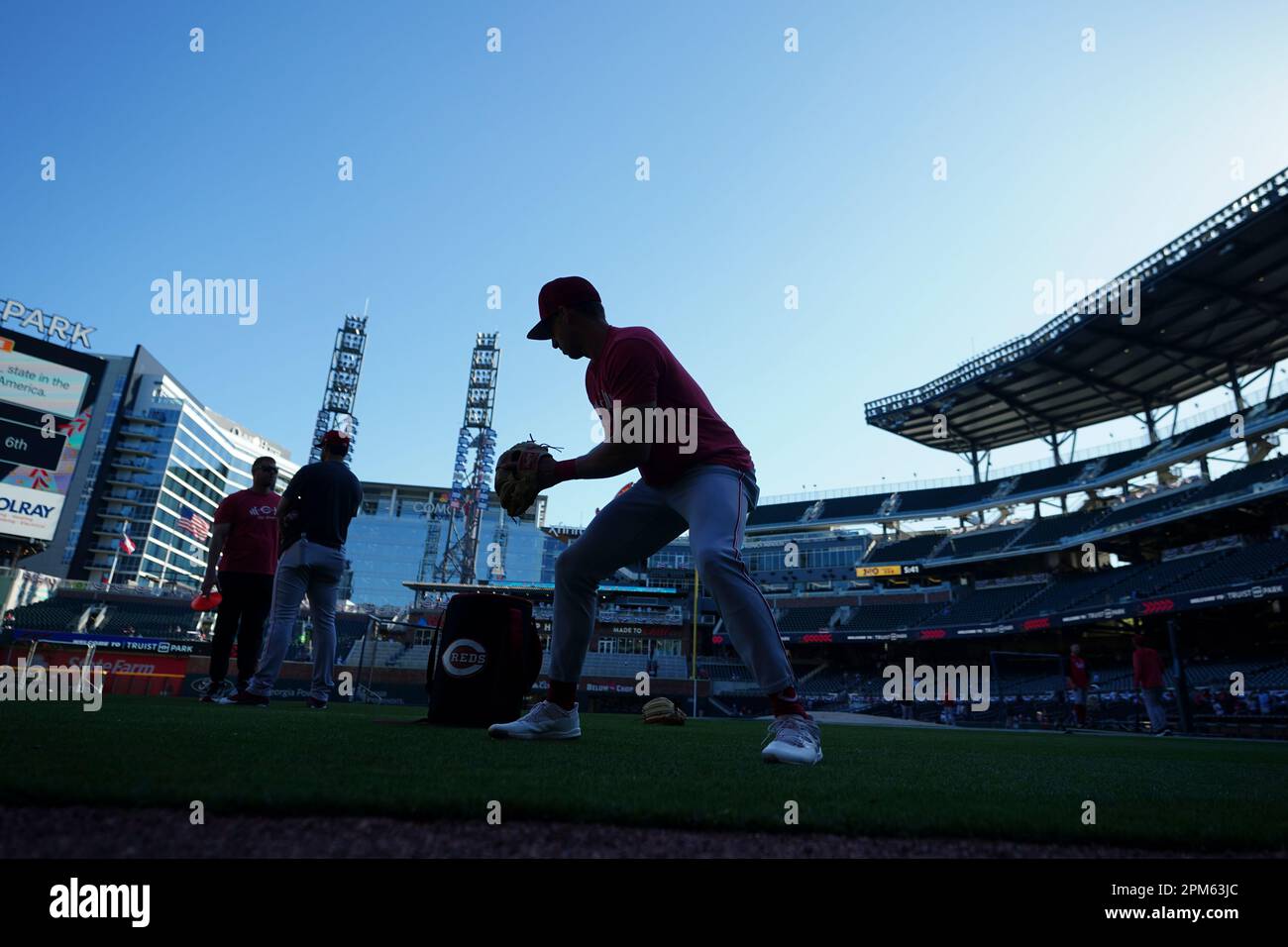 Cincinnati Reds third baseman Spencer Steer (7) works on his fielding ...