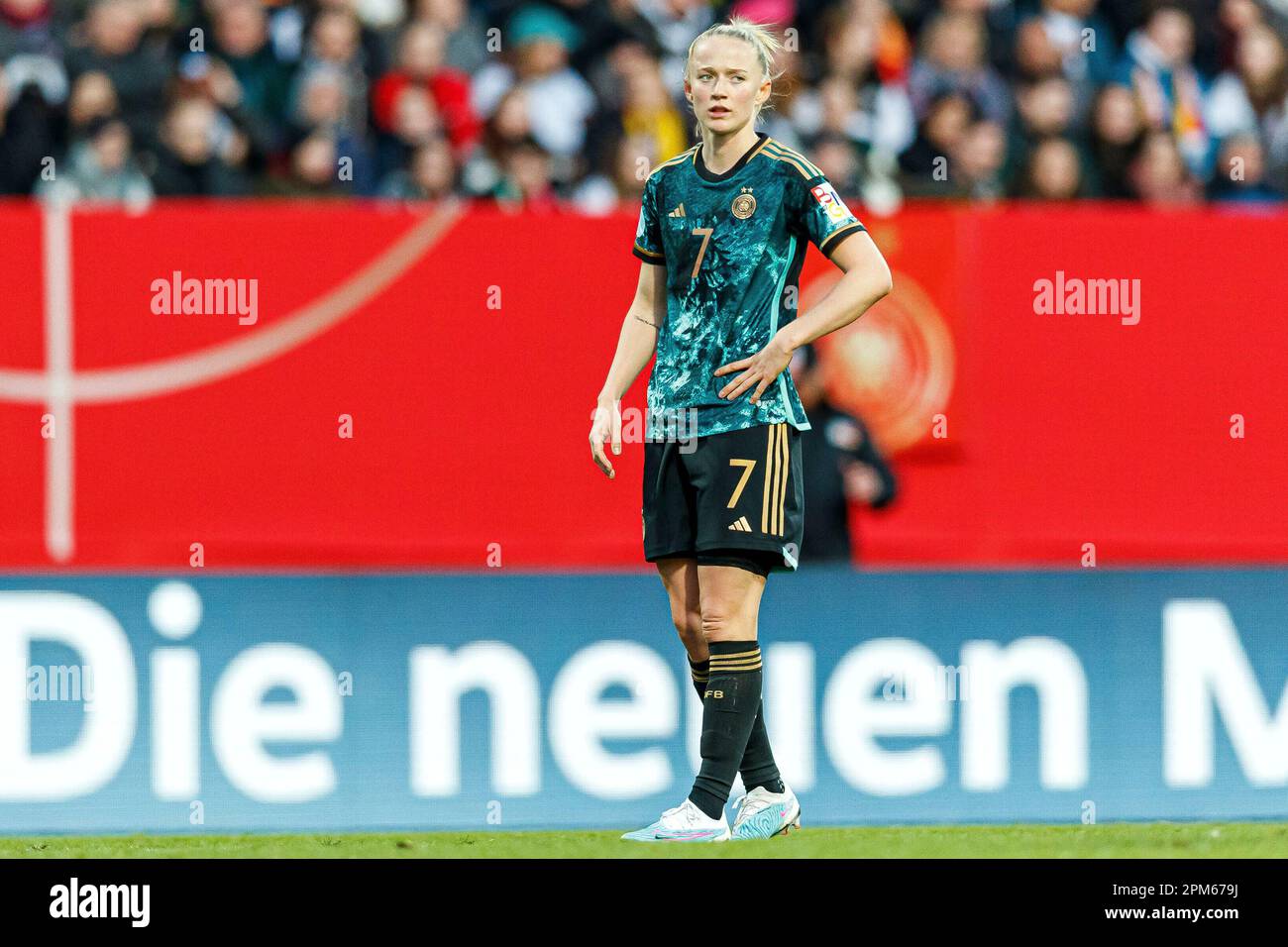 National football lea hi-res stock photography and images - Alamy