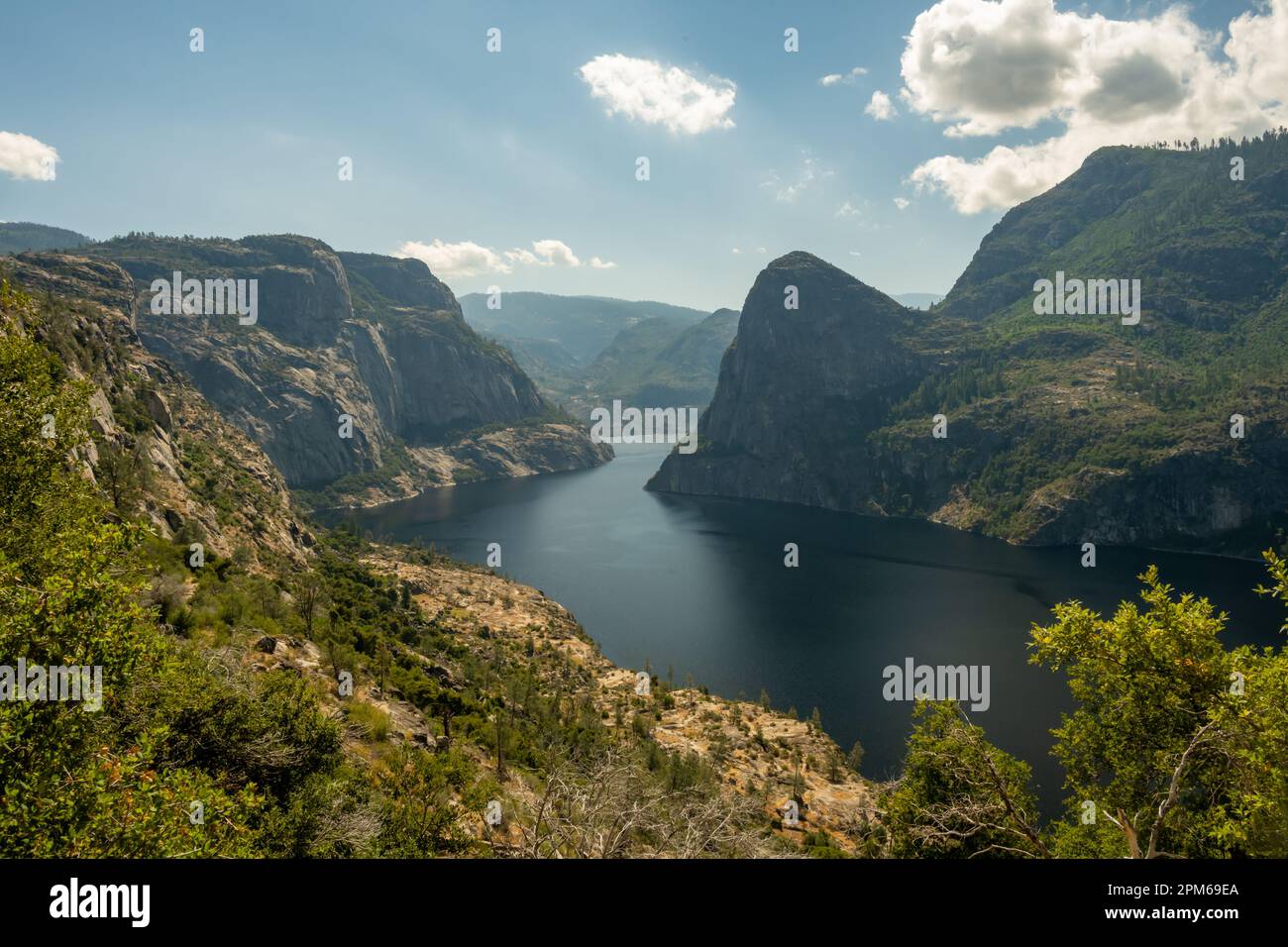 Hetch hetchy climbing hi-res stock photography and images - Alamy