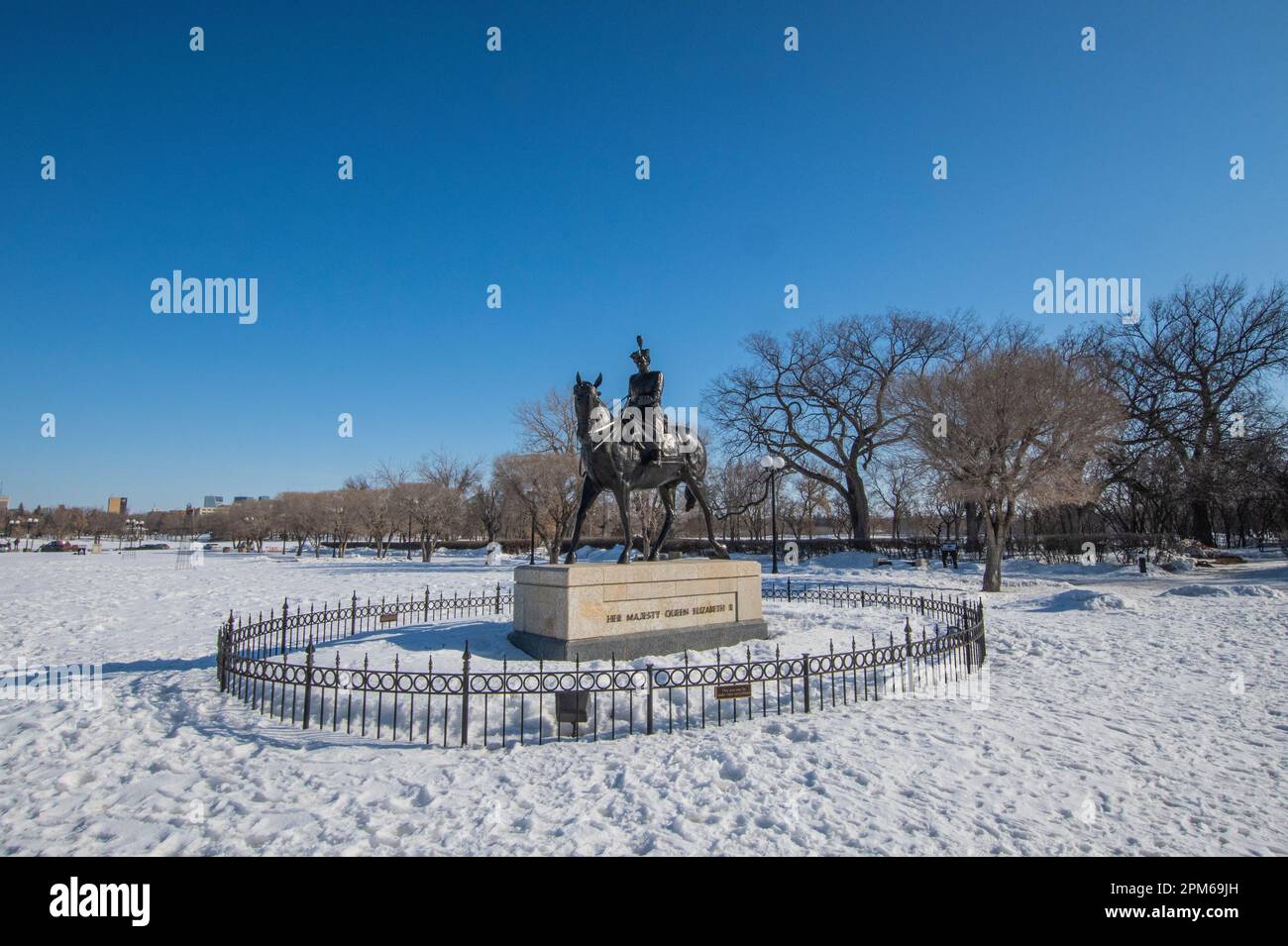 Equestrian statue of Queen Elizabeth II at the Saskatchewan Legislative ...