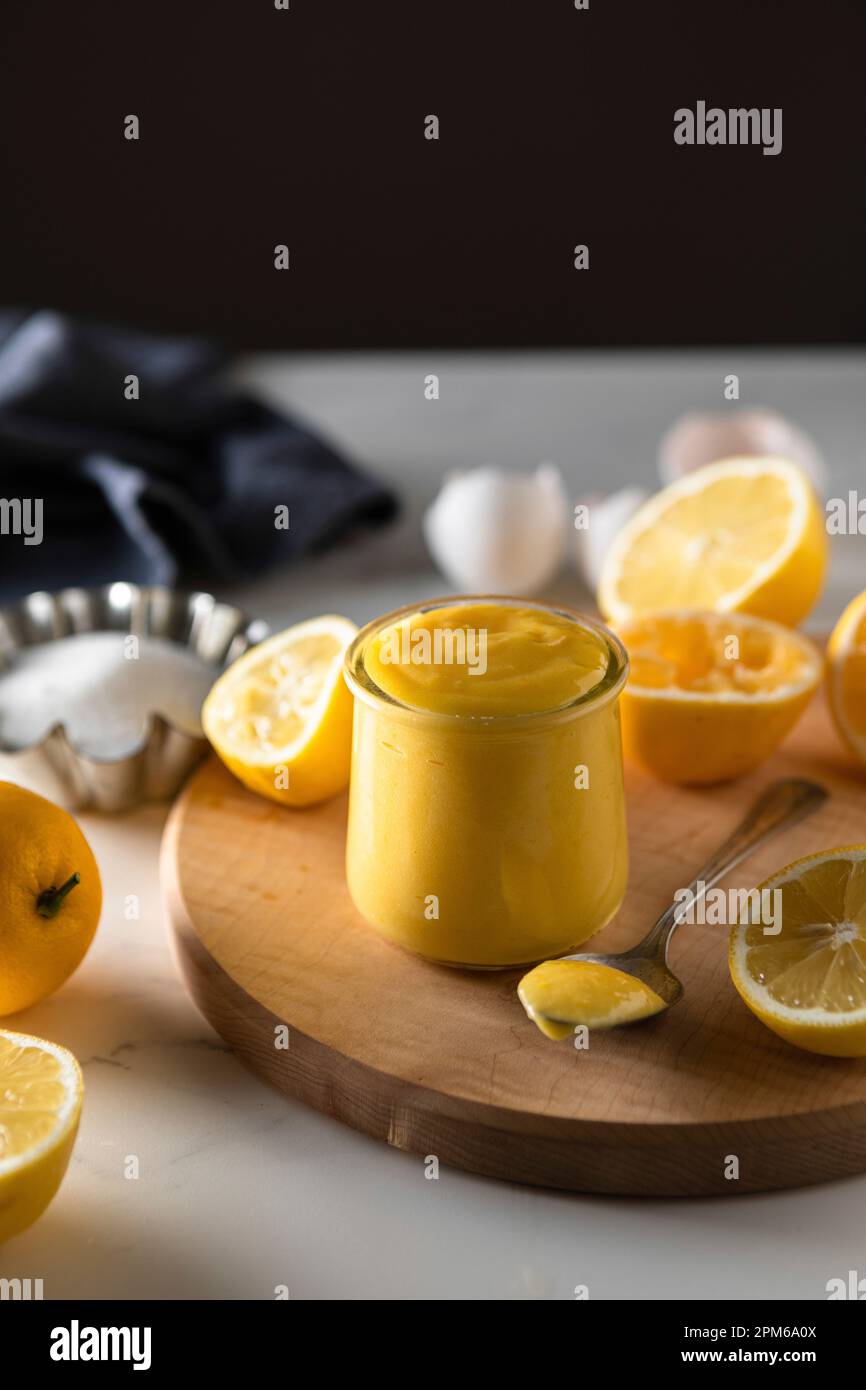 Homemade Lemon Curd in a jar Stock Photo - Alamy