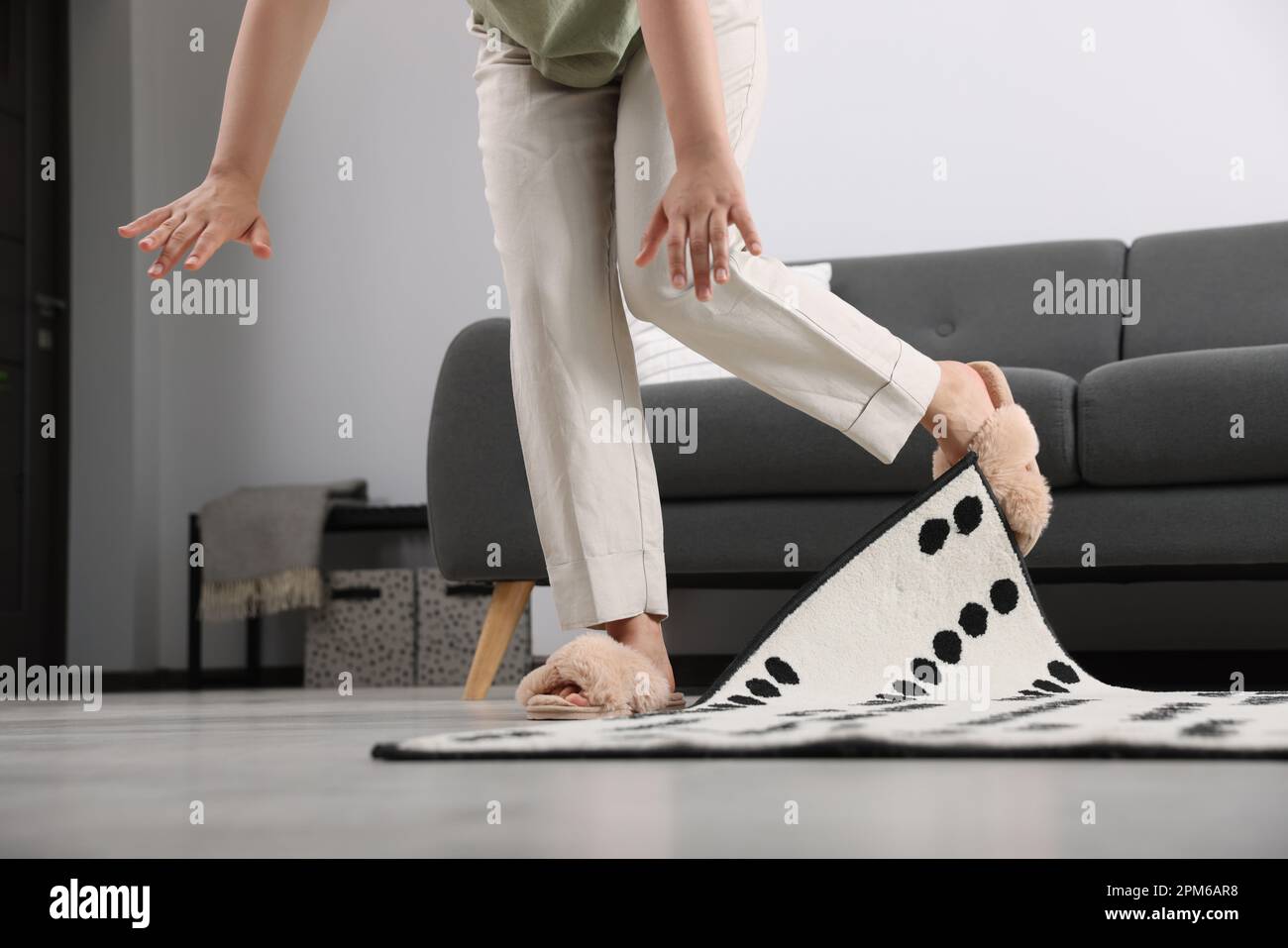 Woman tripping over hi-res stock photography and images - Alamy