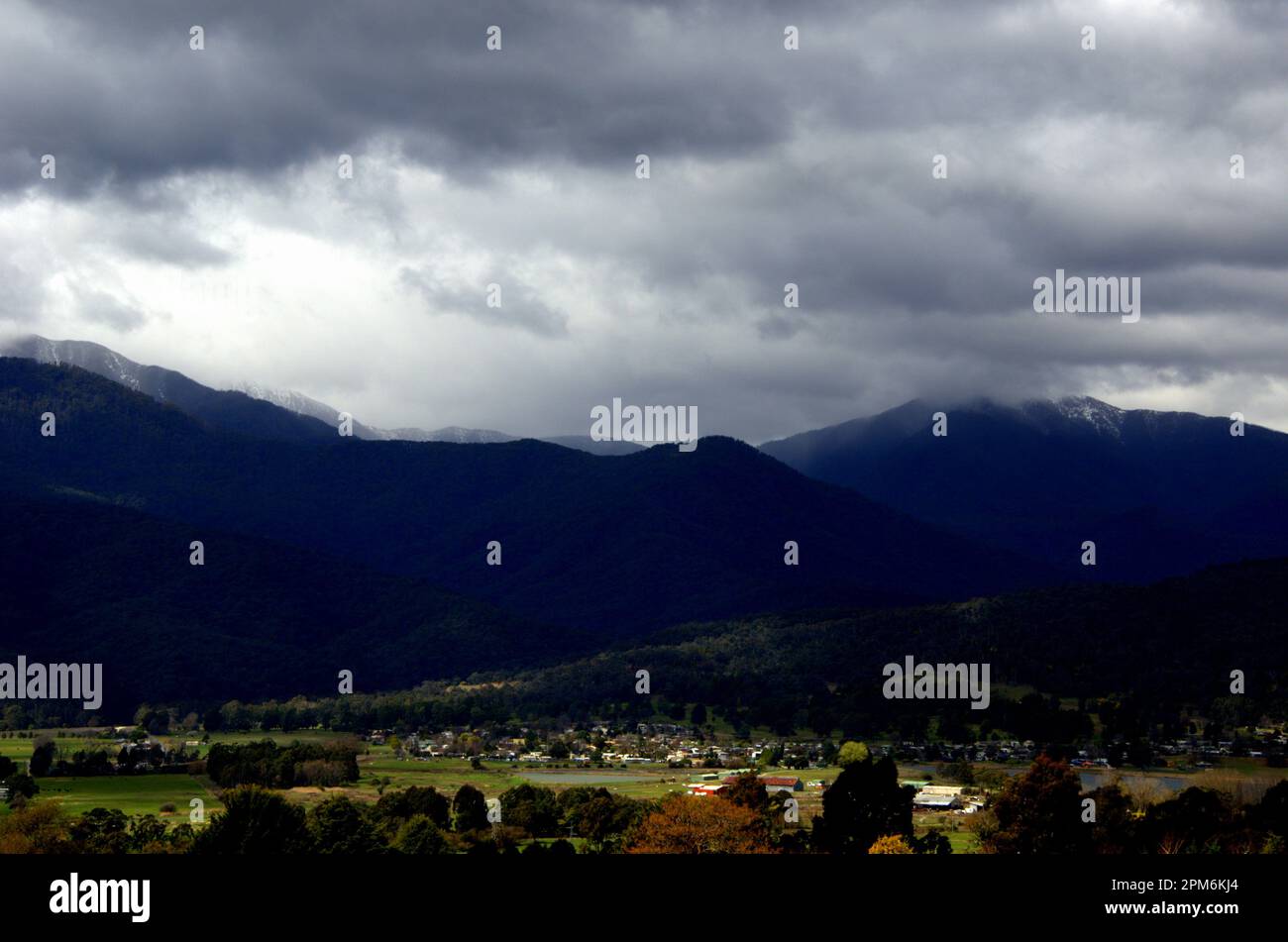 Victorian alps, australia hi-res stock photography and images - Alamy