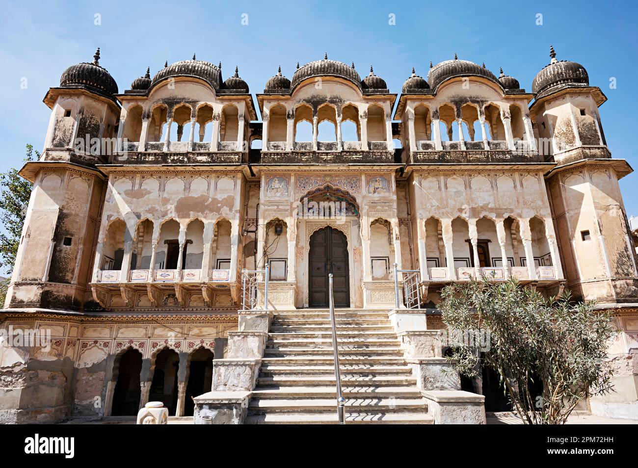Exteriors of Khemka Balaji Mandir, located in Ramgarh, Shekhawati ...