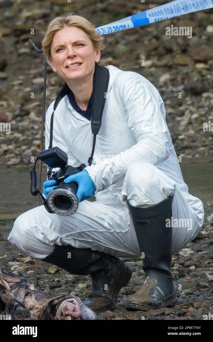 Silent witness emilia fox hi-res stock photography and images - Alamy