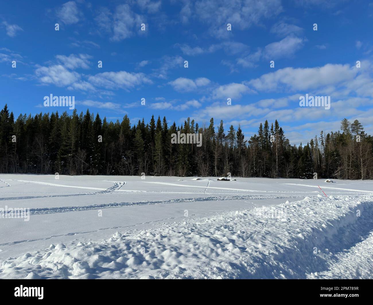 Winter season landscape scene hi-res stock photography and images - Alamy