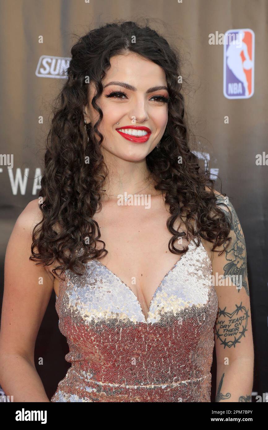 Warner bros studio los angeles hi-res stock photography and images - Alamy