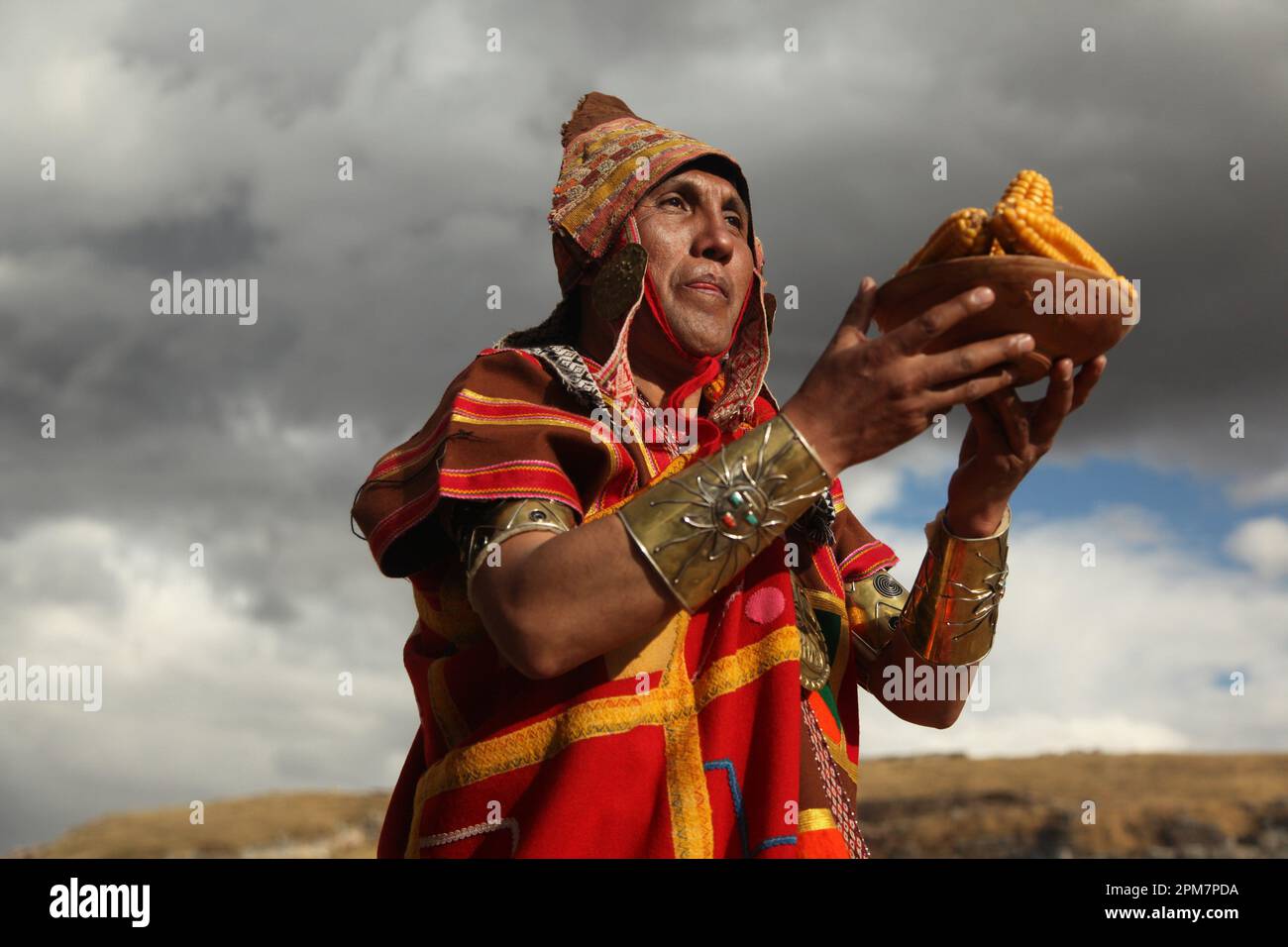 Offer chief hi-res stock photography and images - Alamy