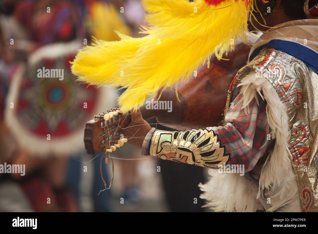 Traditional indigenous dress hi-res stock photography and images - Alamy