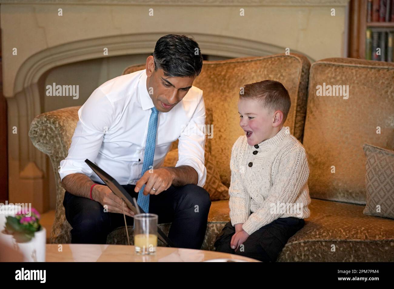 Prime Minister Rishi Sunak presents six-year-old Daithi Mac Gabhann ...