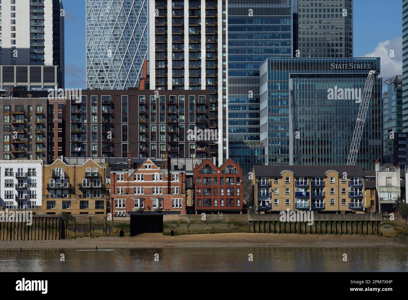 Canary Wharf skyscrapers, part of London's central business district ...