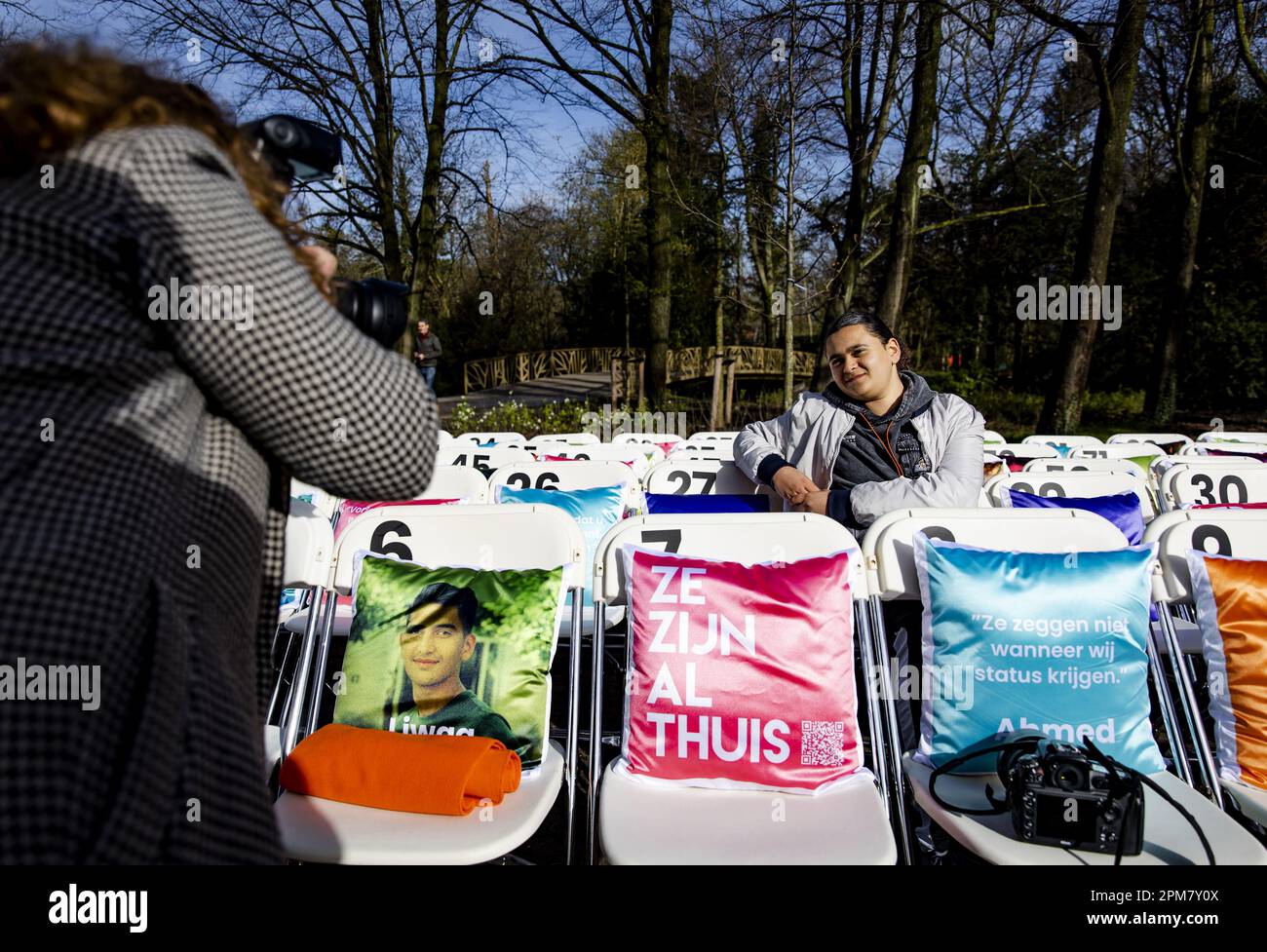 THE HAGUE - A child in a waiting room on the lawn opposite the House of ...