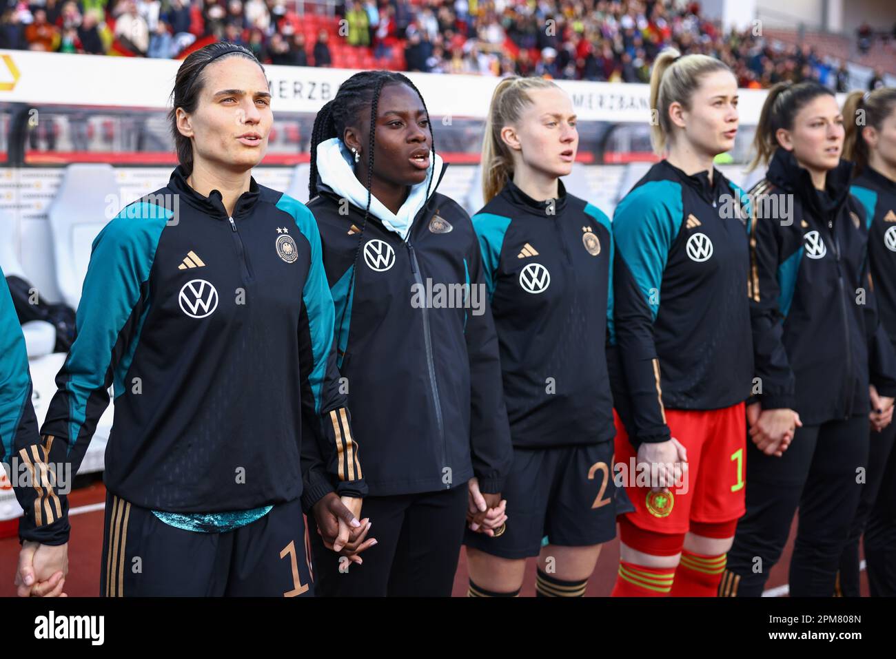 Nicole max hi-res stock photography and images - Alamy