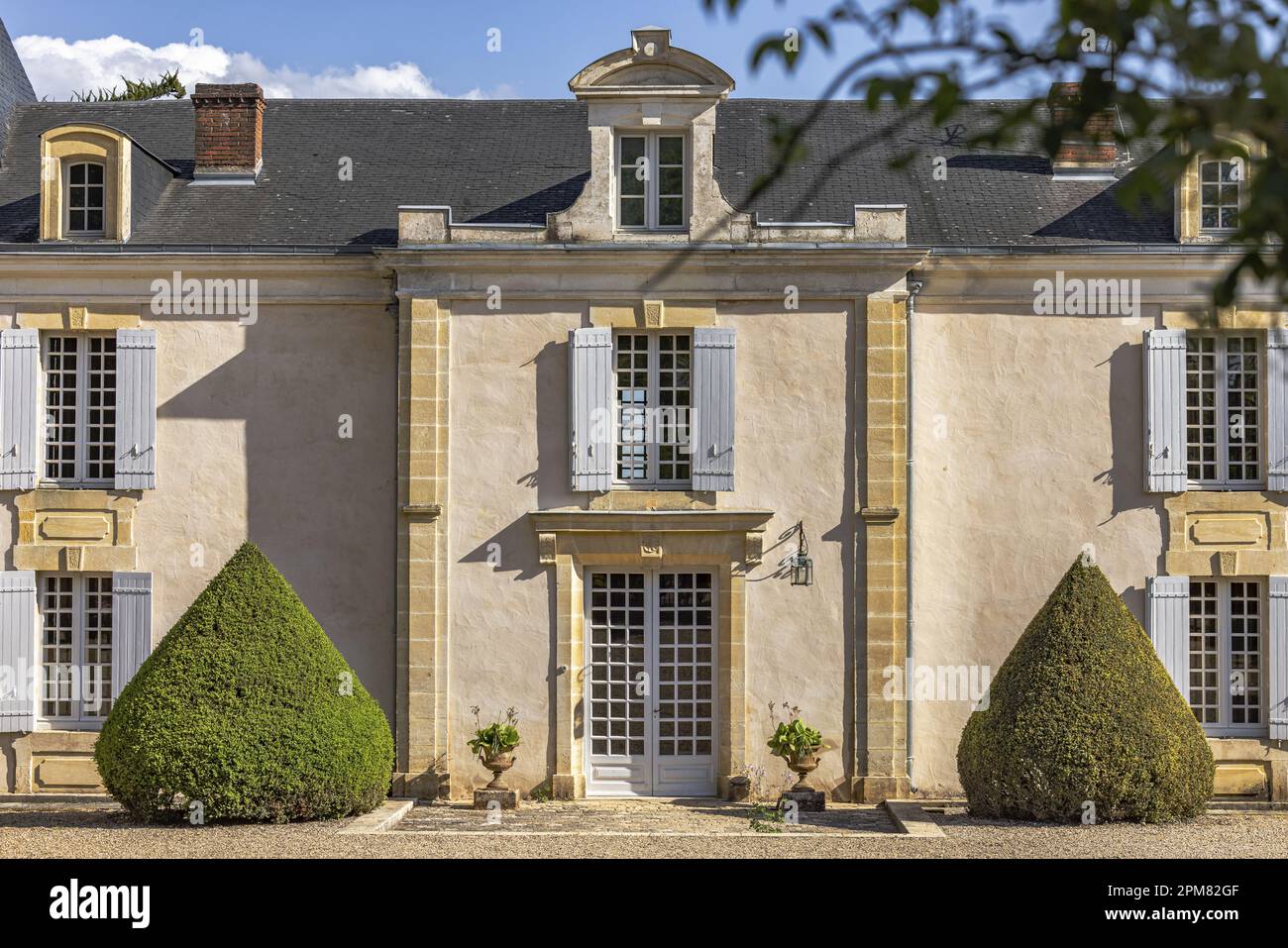 France, Dordogne, White Perigord, Cendrieux, Castle of la Pommerie ...