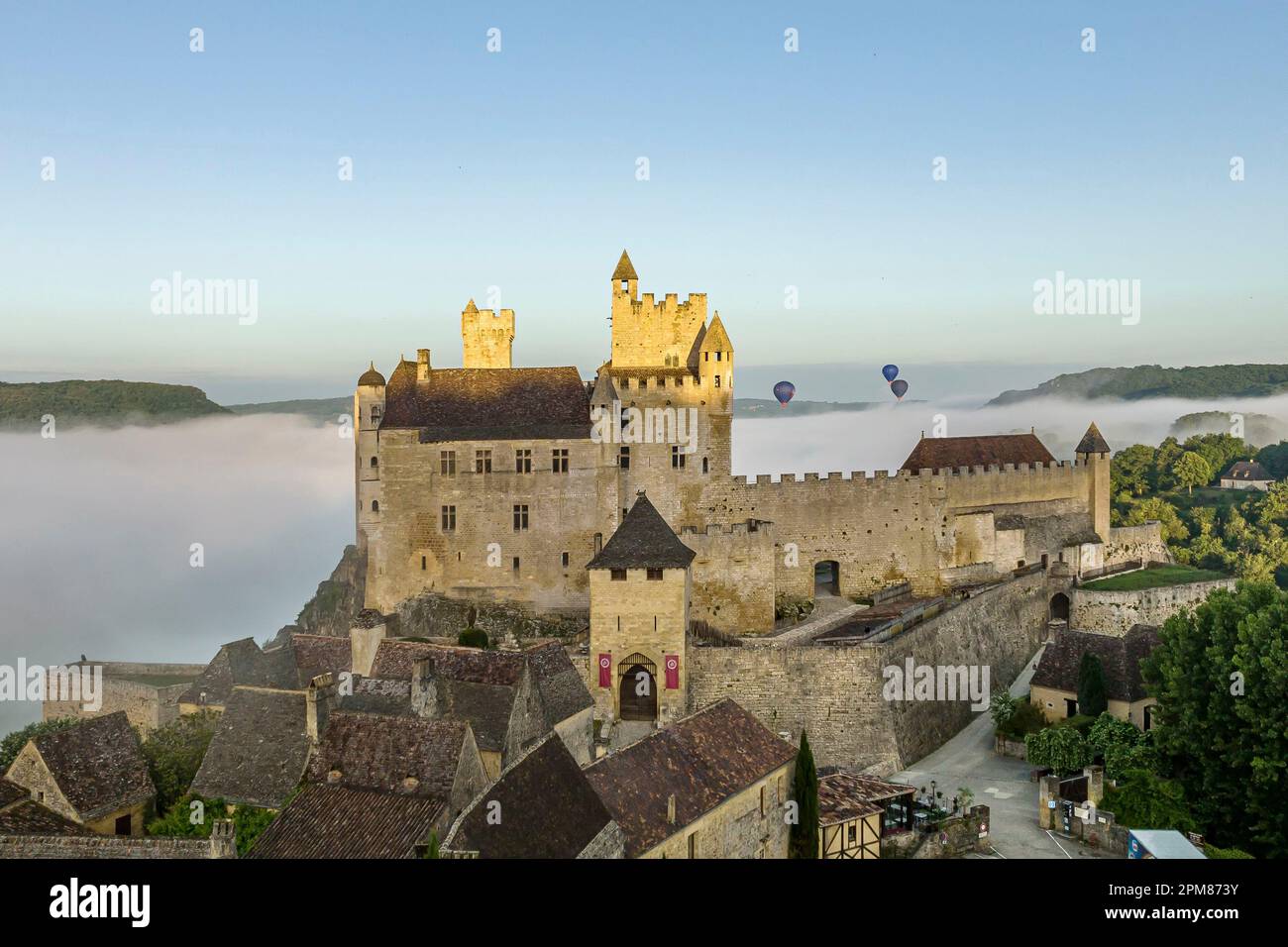 France, Dordogne, Black Perigord, Beynac-et-Cazenac, Castle of Beynac ...