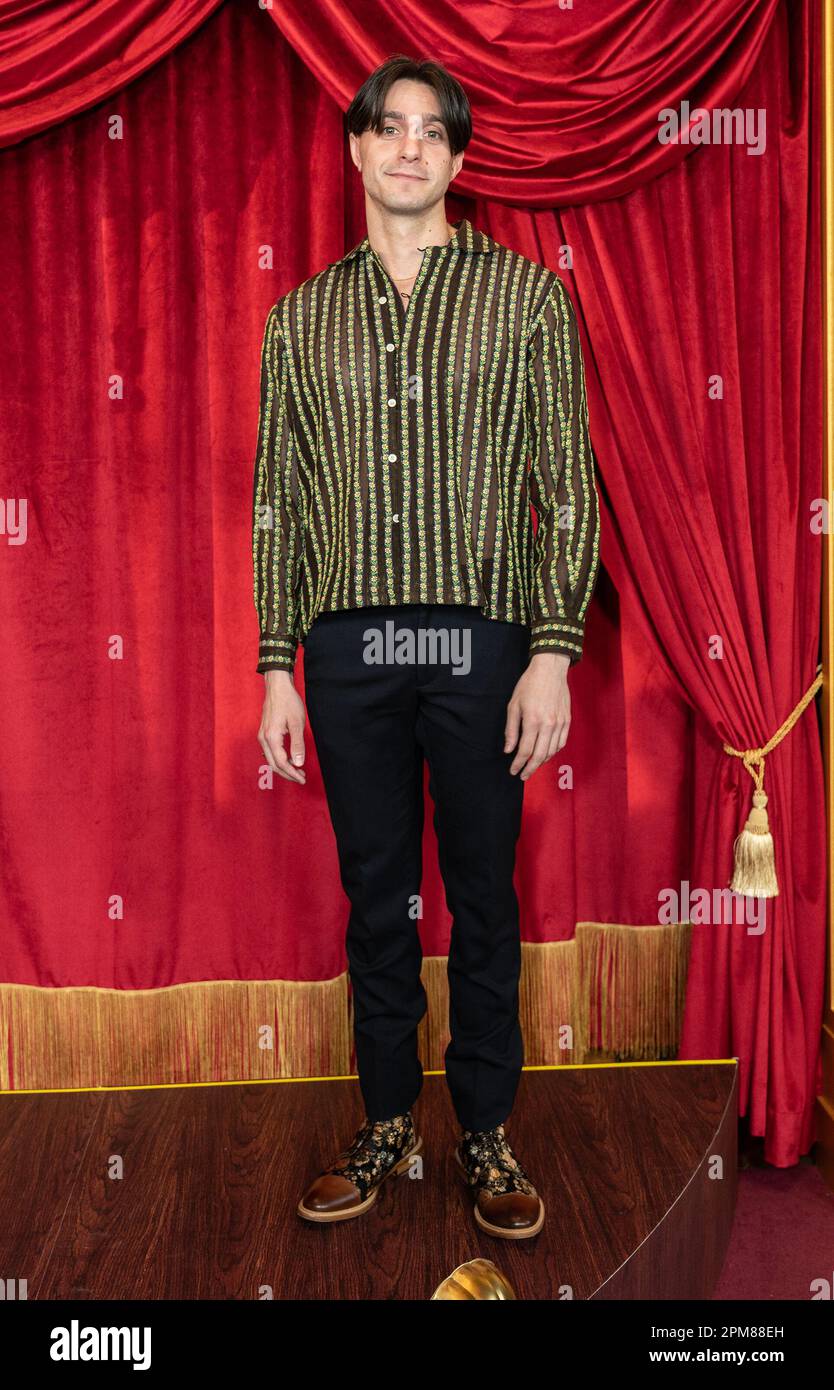 Gideon Glick attends Amazon Prime Video's "The Marvelous Mrs. Maisel ...