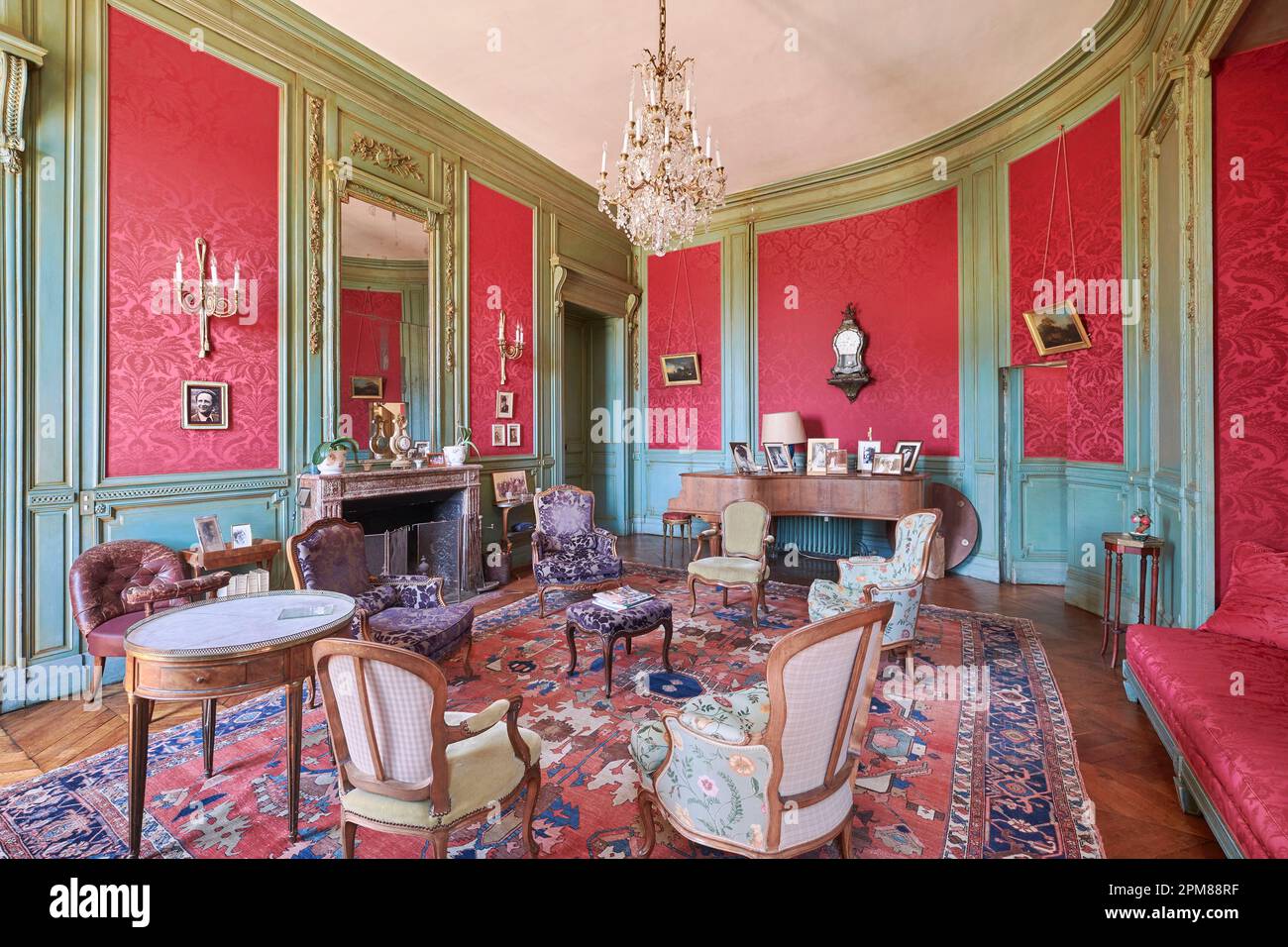France, Mayenne, Craon, interior of the castle, the sitting room Stock ...
