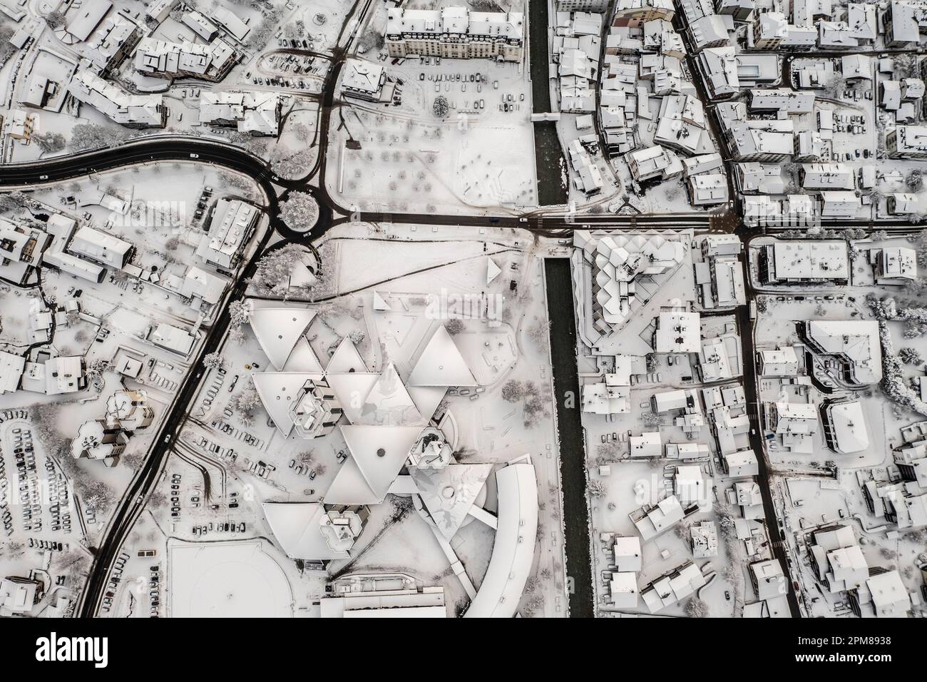 France, Haute Savoie, Chamonix-Mont-Blanc, view of the roofs of the ice ...