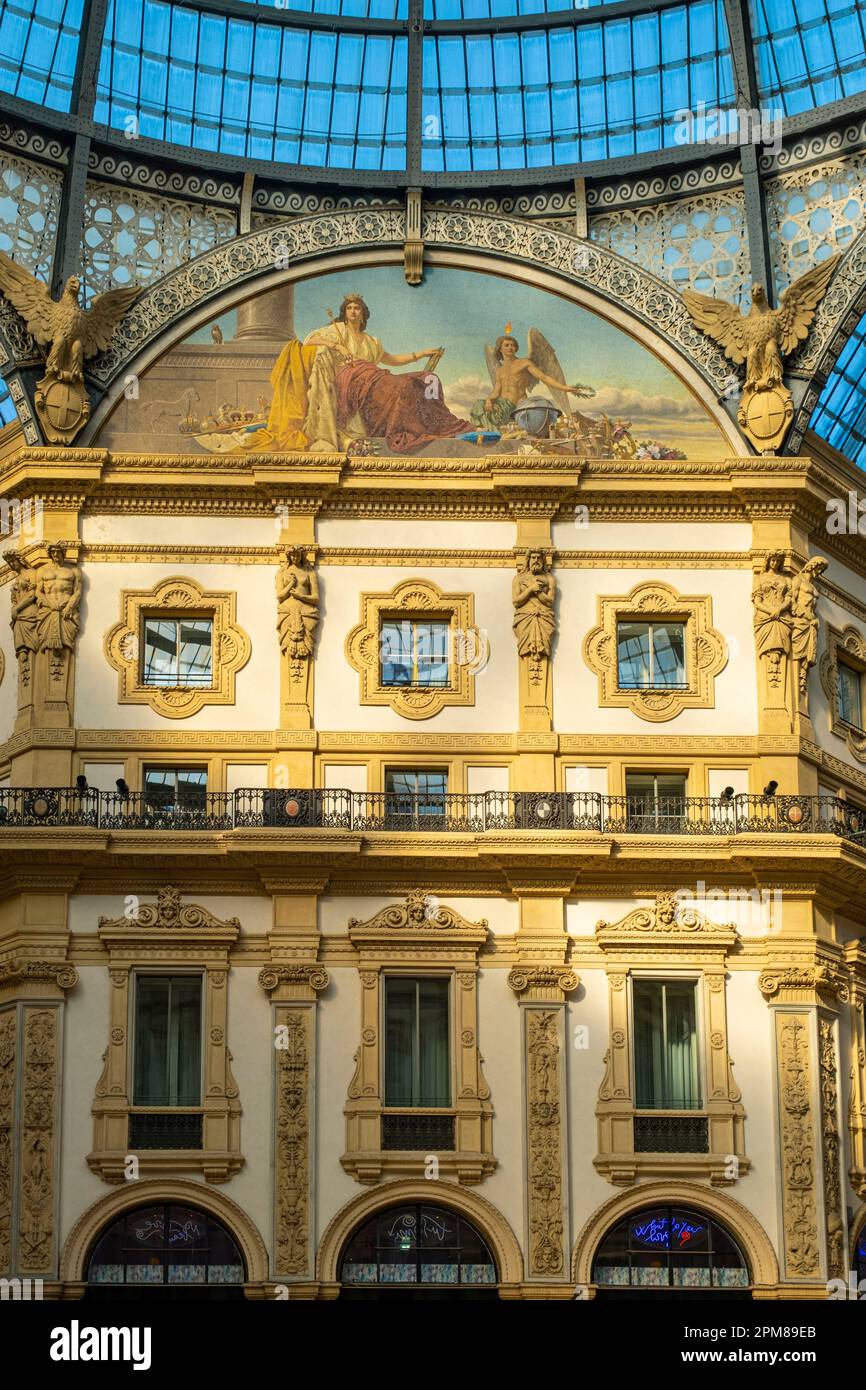 Italy, Lombardy, Milan, the Vittorio Emanuele II gallery, shopping ...