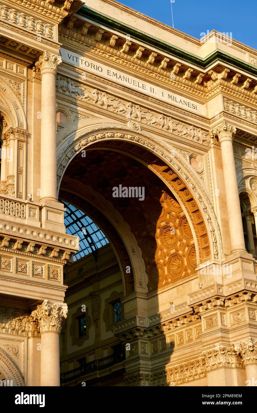 Italy, Lombardy, Milan, Piazza del Duomo, entrance to the Vittorio ...