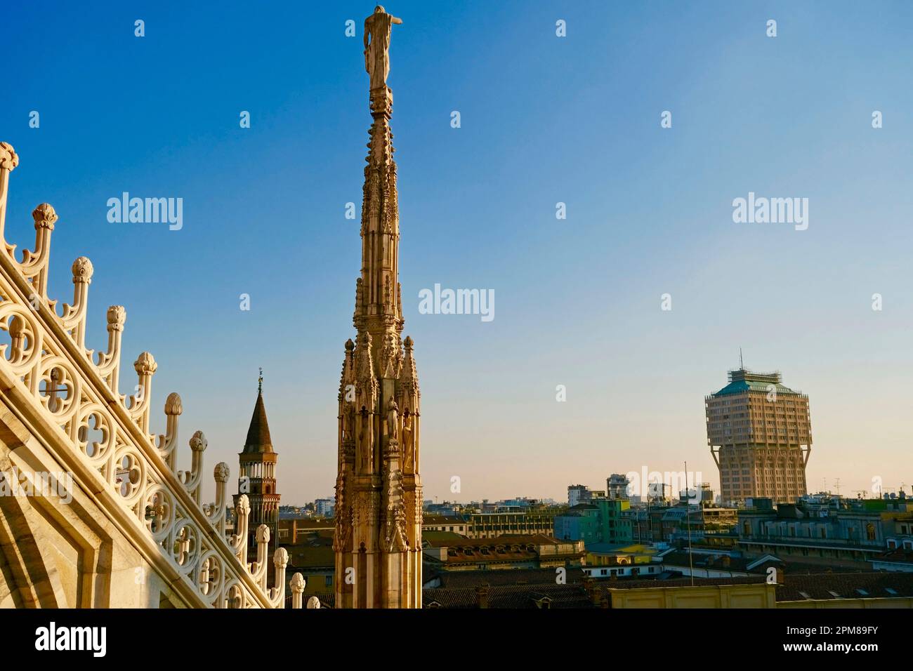 Italy, Lombardy, Milan, Piazza del Duomo, view on Velasca tower from ...
