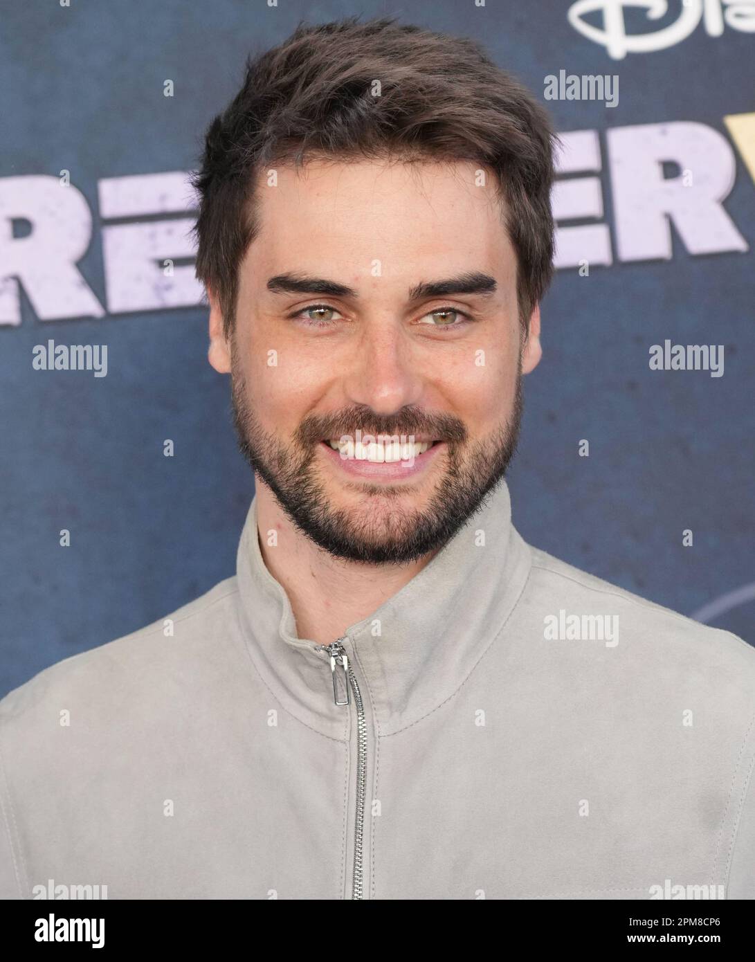 Stephen Manas arrives at the Disney+'s Original Series RENNERVATIONS ...