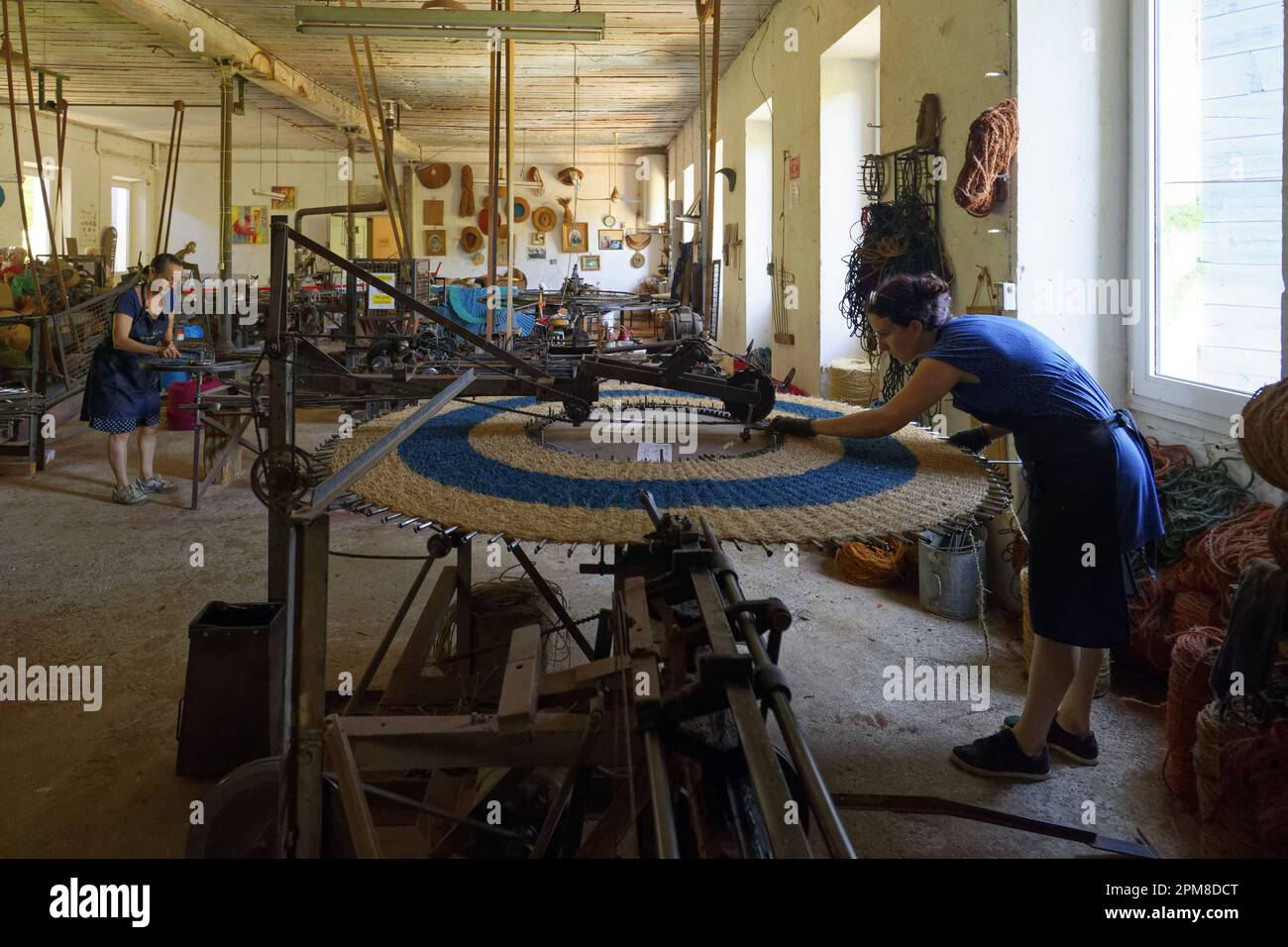 Olive oil nyons hi-res stock photography and images - Alamy