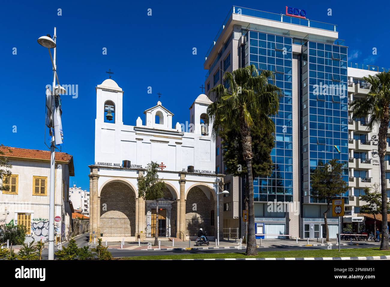 Cyprus street square hi-res stock photography and images - Alamy