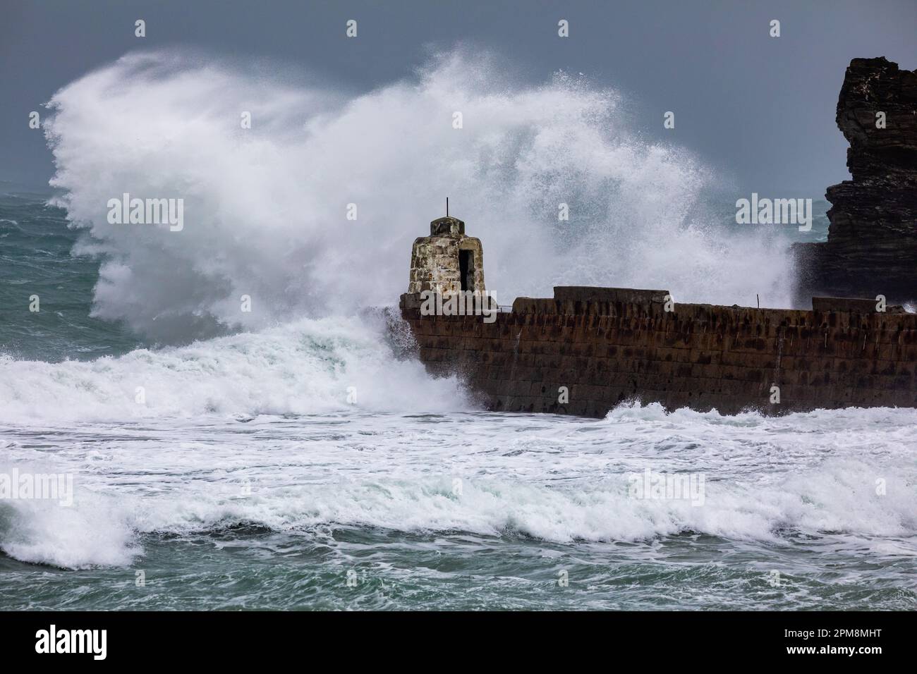 Large atlantic low pressure system hi-res stock photography and images ...