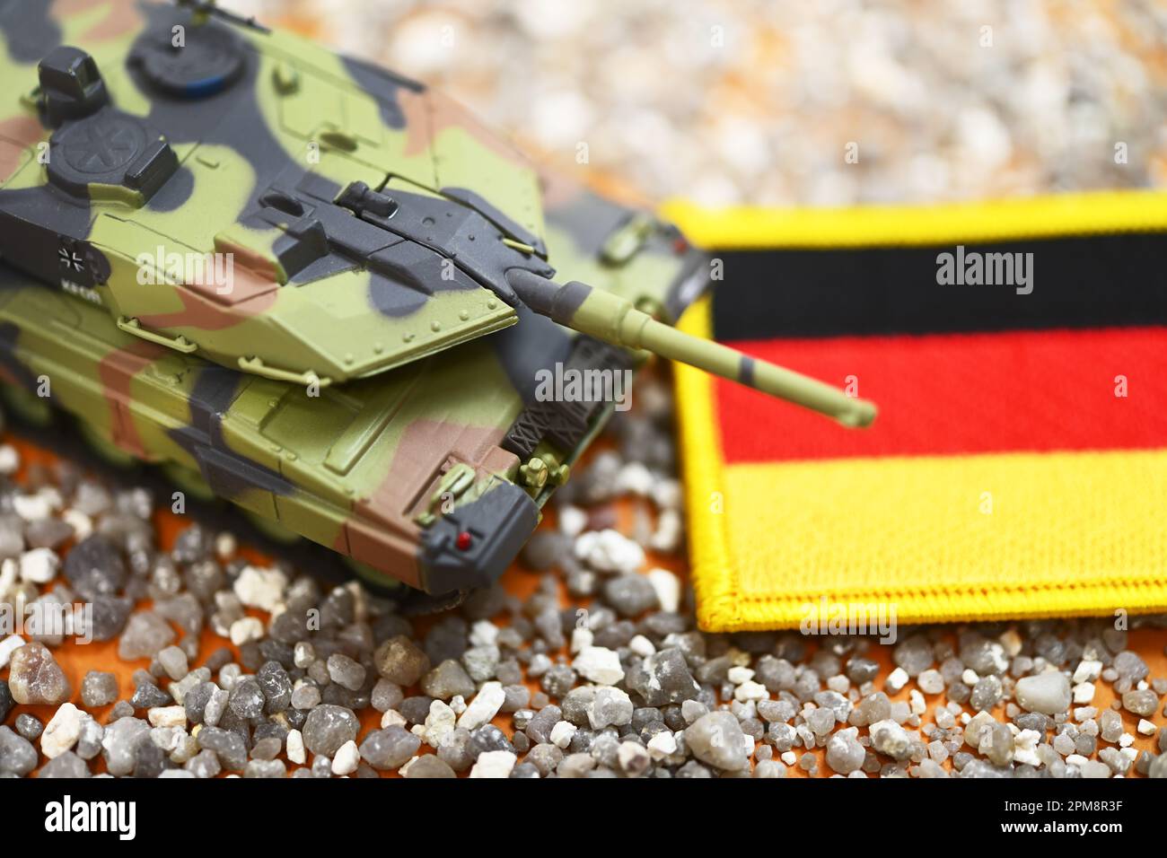 Deutscher leopard 2 panzer hi-res stock photography and images - Alamy