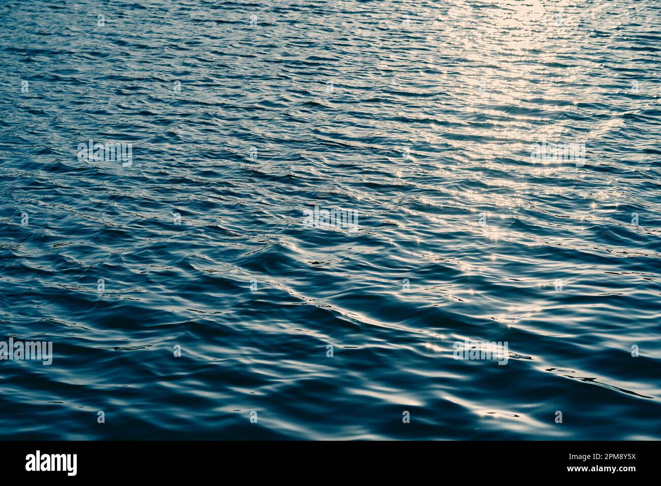 Sunlight glinting off the water hi-res stock photography and images - Alamy