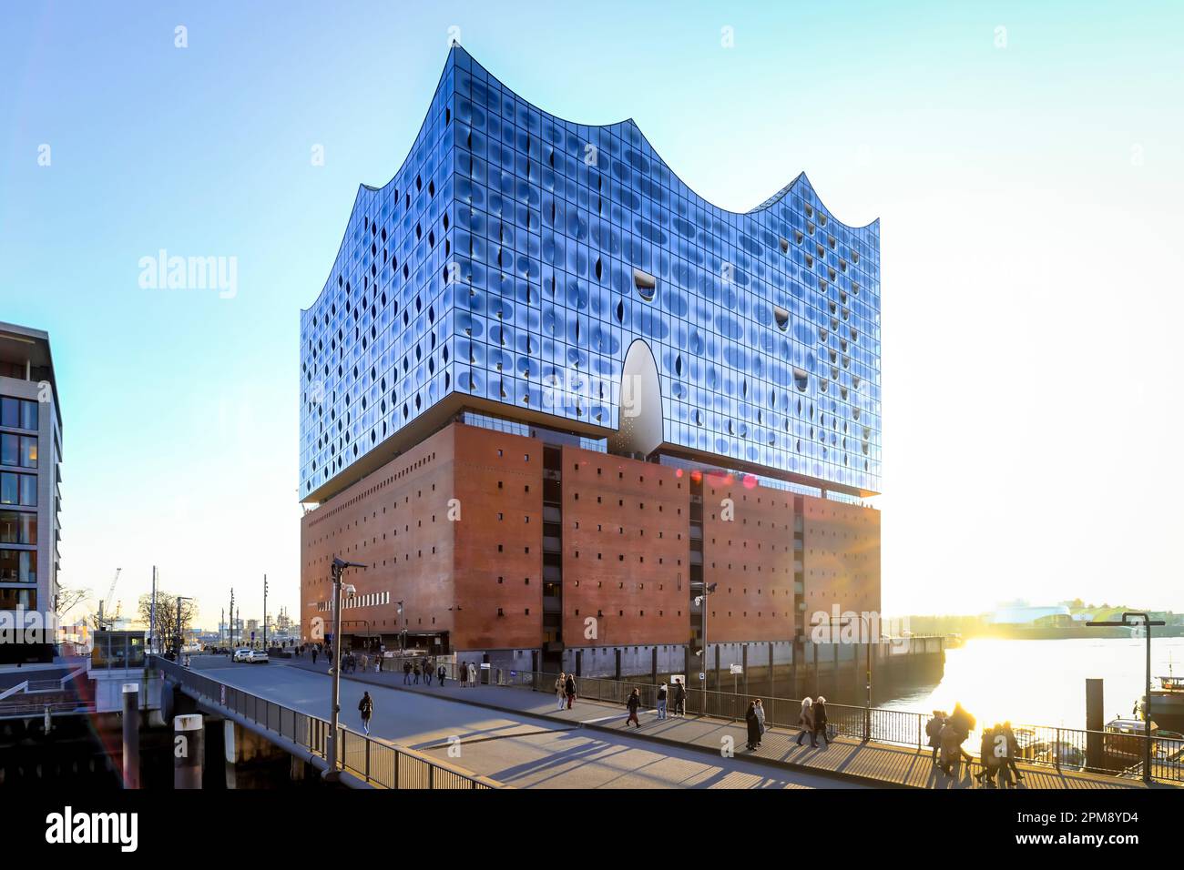Fassade der elbphilharmonie hi-res stock photography and images - Alamy