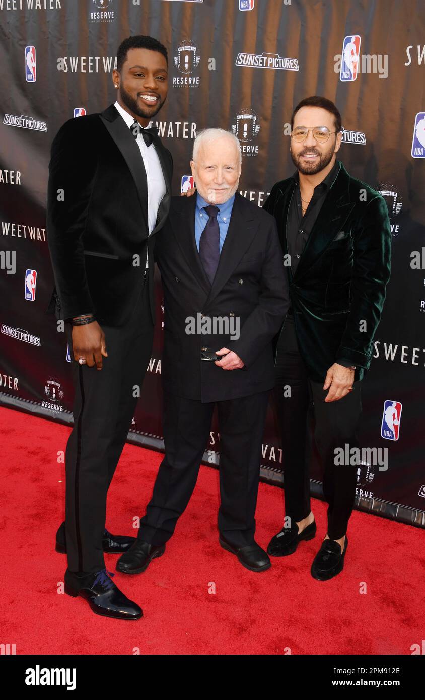 BURBANK, CALIFORNIA - APRIL 11: (L-R) Everett Osborne, Richard Dreyfuss ...