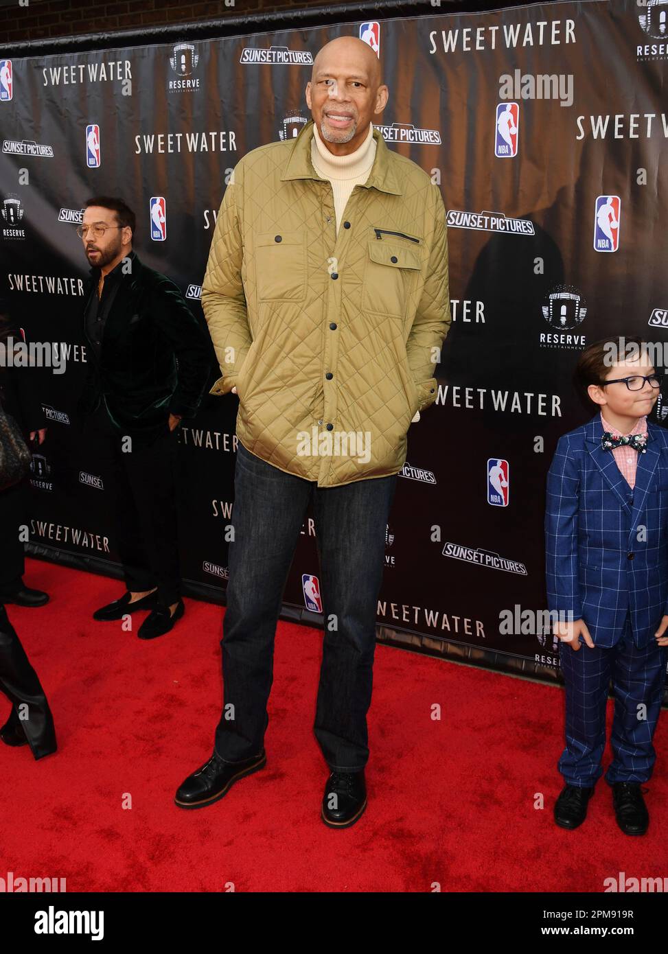 BURBANK, CALIFORNIA - APRIL 11: Kareem Abdul-Jabbar attends the Los ...