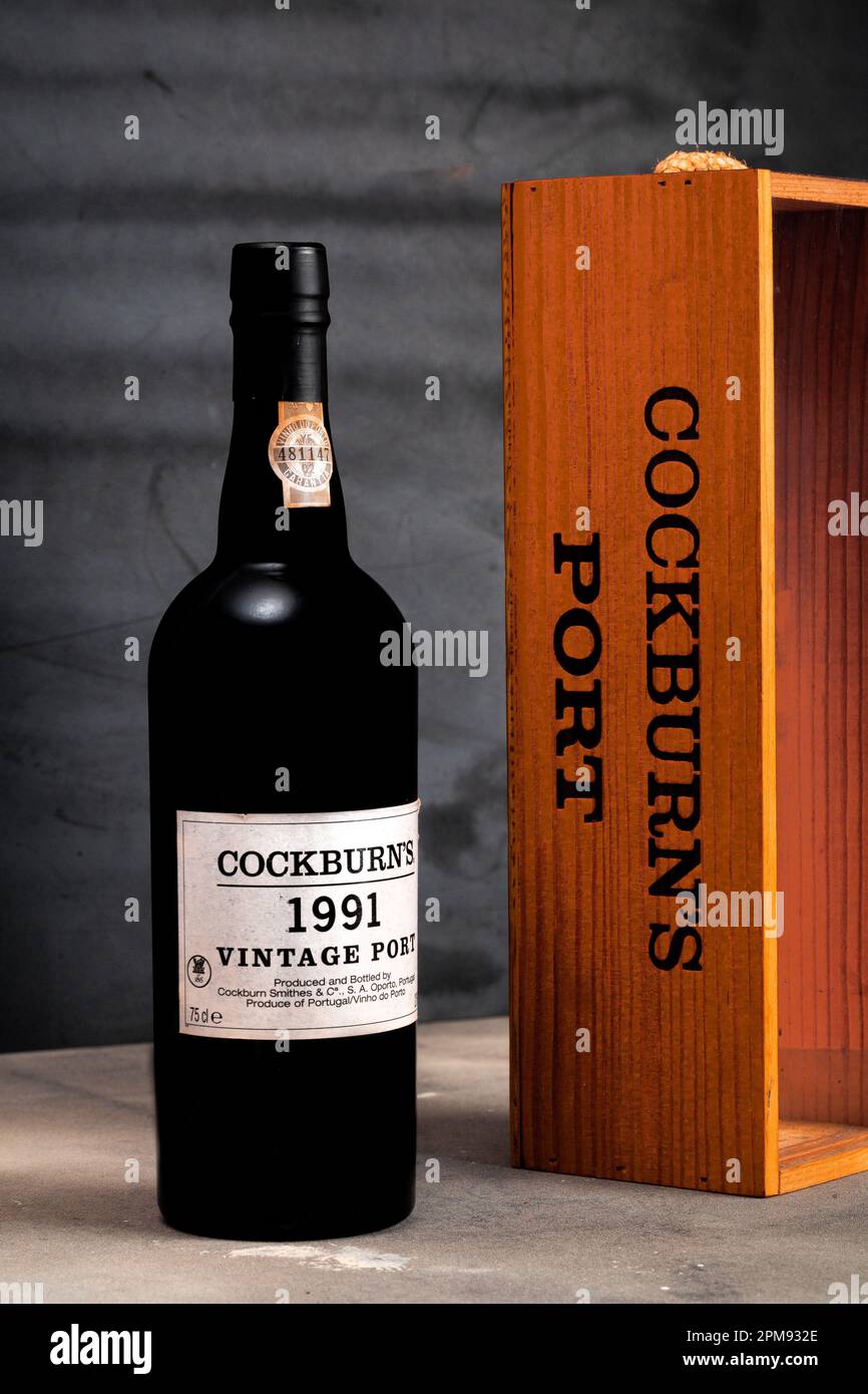 cockburn 1991 vintage point wine Stock Photo - Alamy