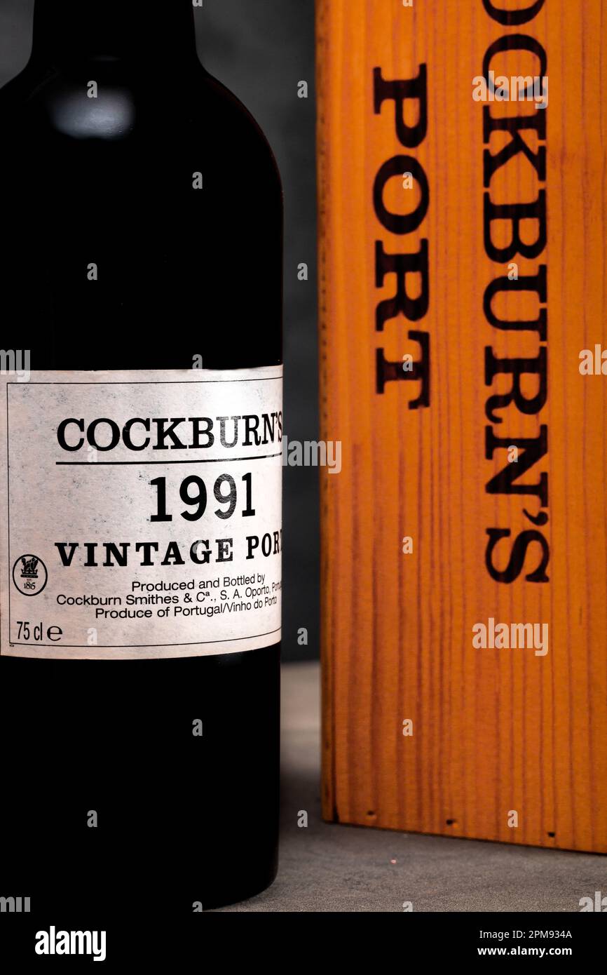 cockburn 1991 vintage point wine Stock Photo - Alamy