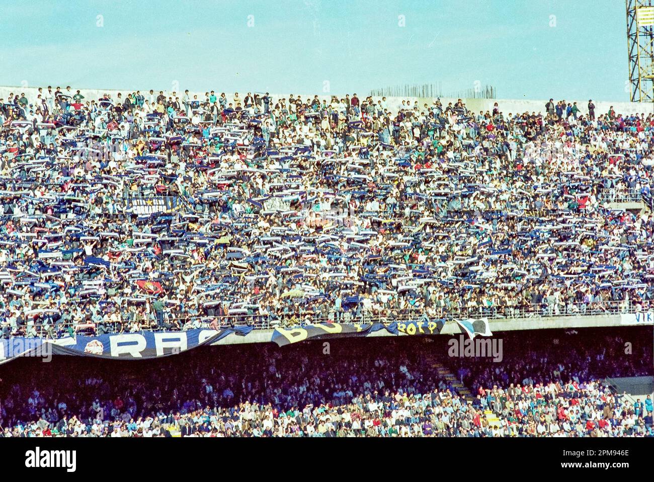 Season 1987 88 hi-res stock photography and images - Alamy