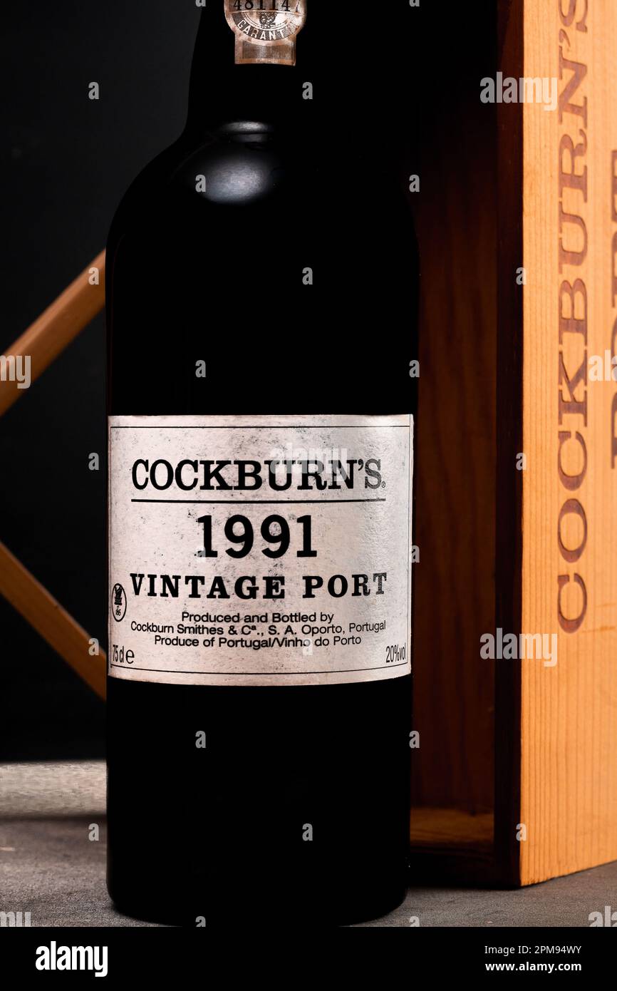 cockburn 1991 vintage point wine Stock Photo - Alamy