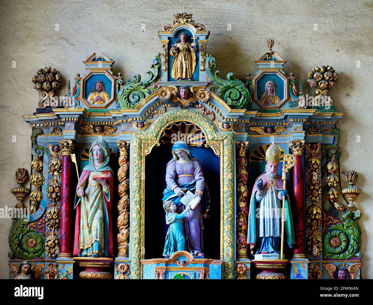 Altar of the Saint-Pierre et Saint-Paul church, Argol, Brittany, France ...