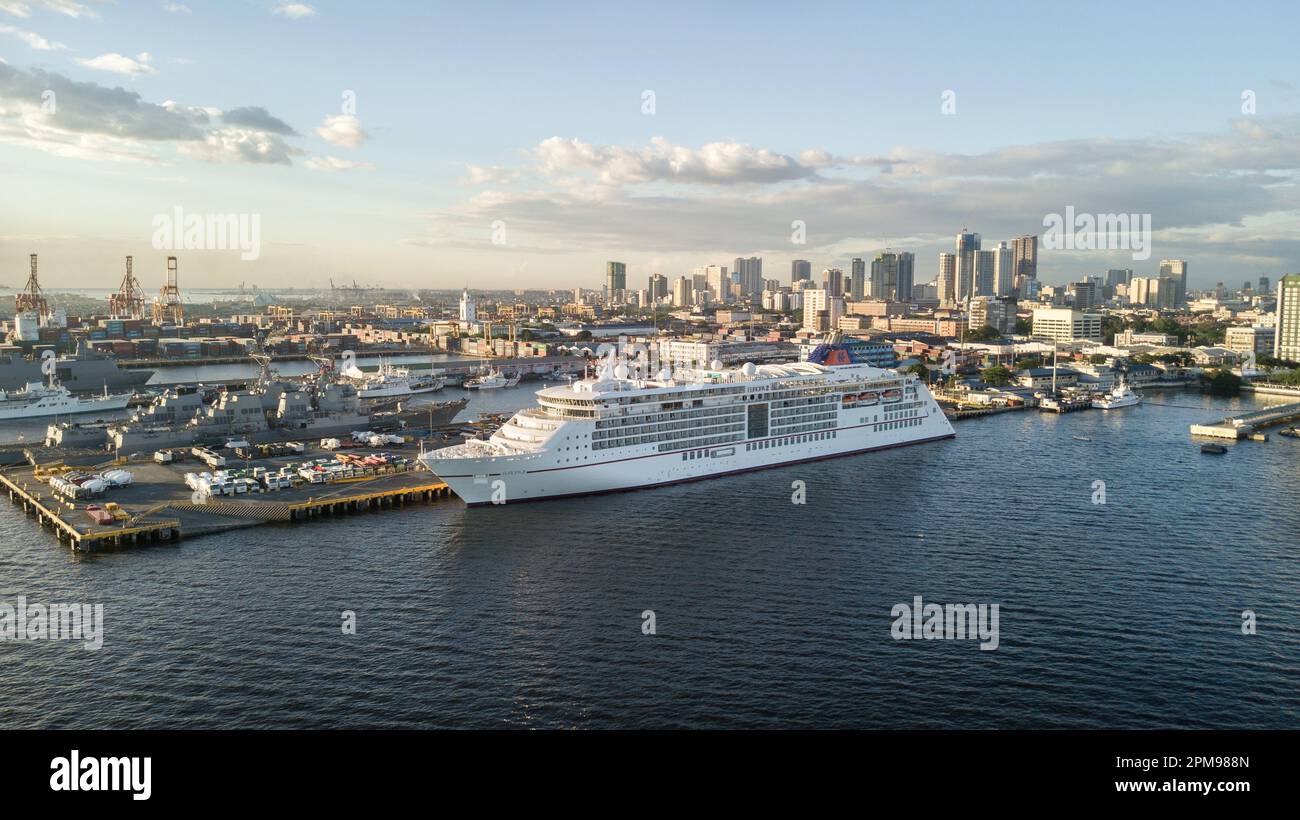 MS Europa 2 (Hapag Lloyd cruises) : the world's most luxurious cruise ...