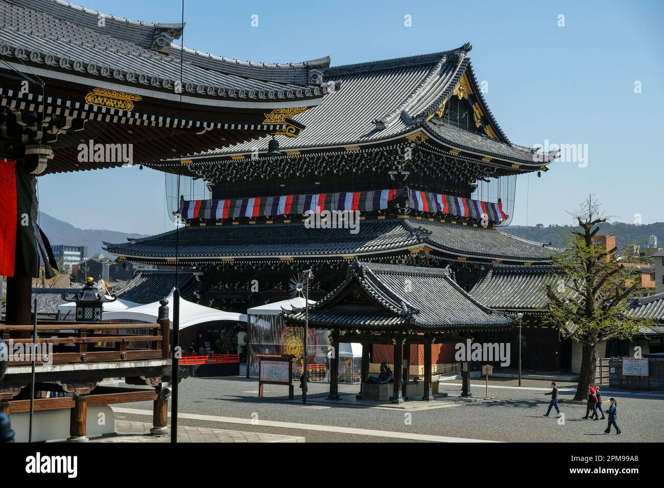Higashi honganji temple hi-res stock photography and images - Alamy
