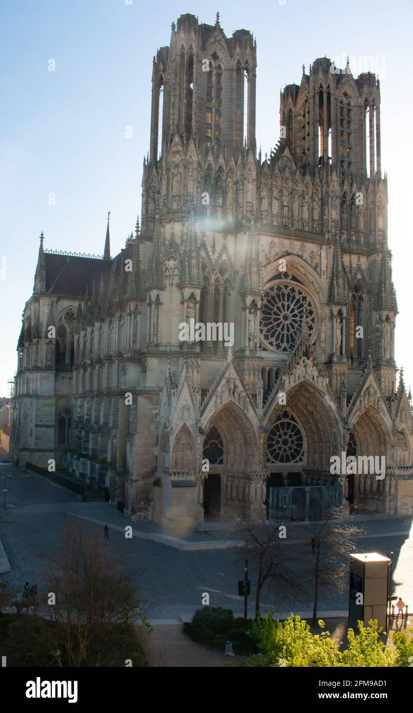 Sunset ariel view of Reims Cathedral Stock Photo - Alamy