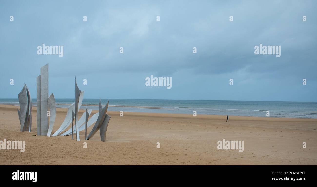 Monument at Omaha beach in France Stock Photo - Alamy