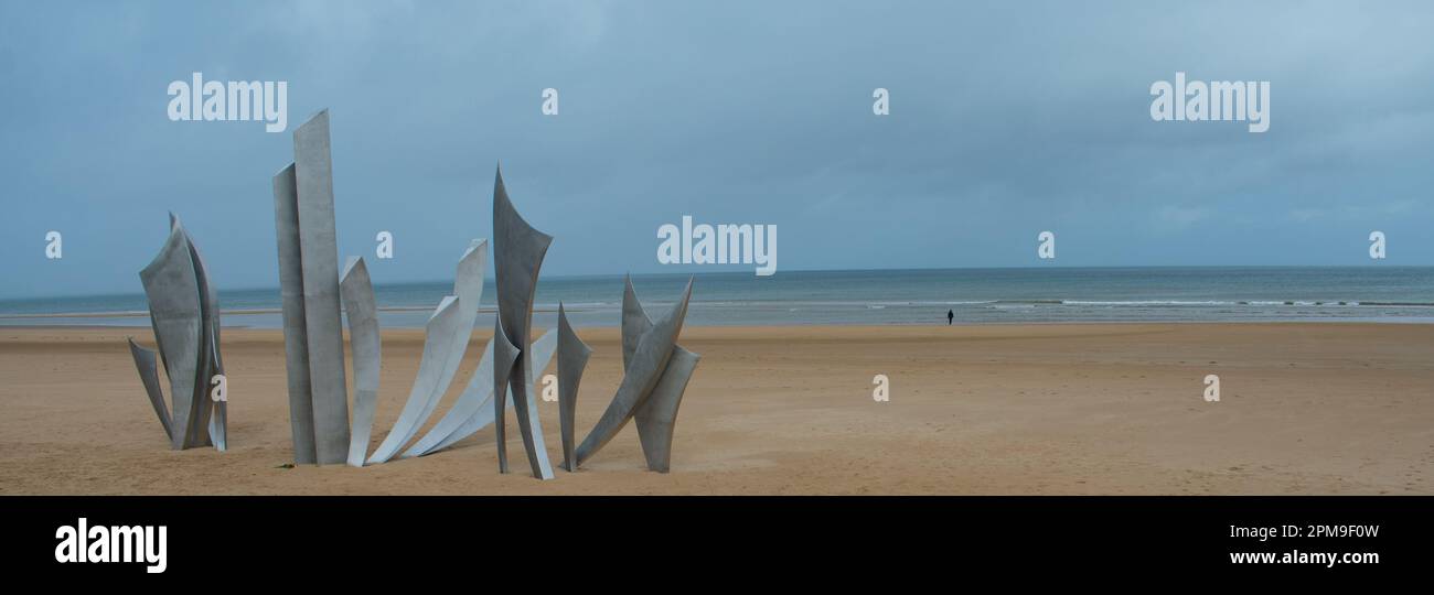 Monument at Omaha beach in France Stock Photo - Alamy