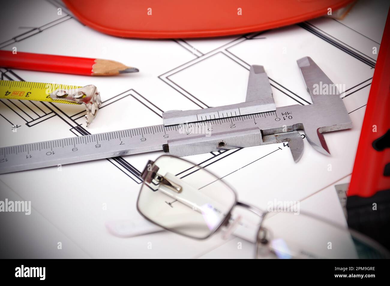 Drafting instruments hi-res stock photography and images - Alamy