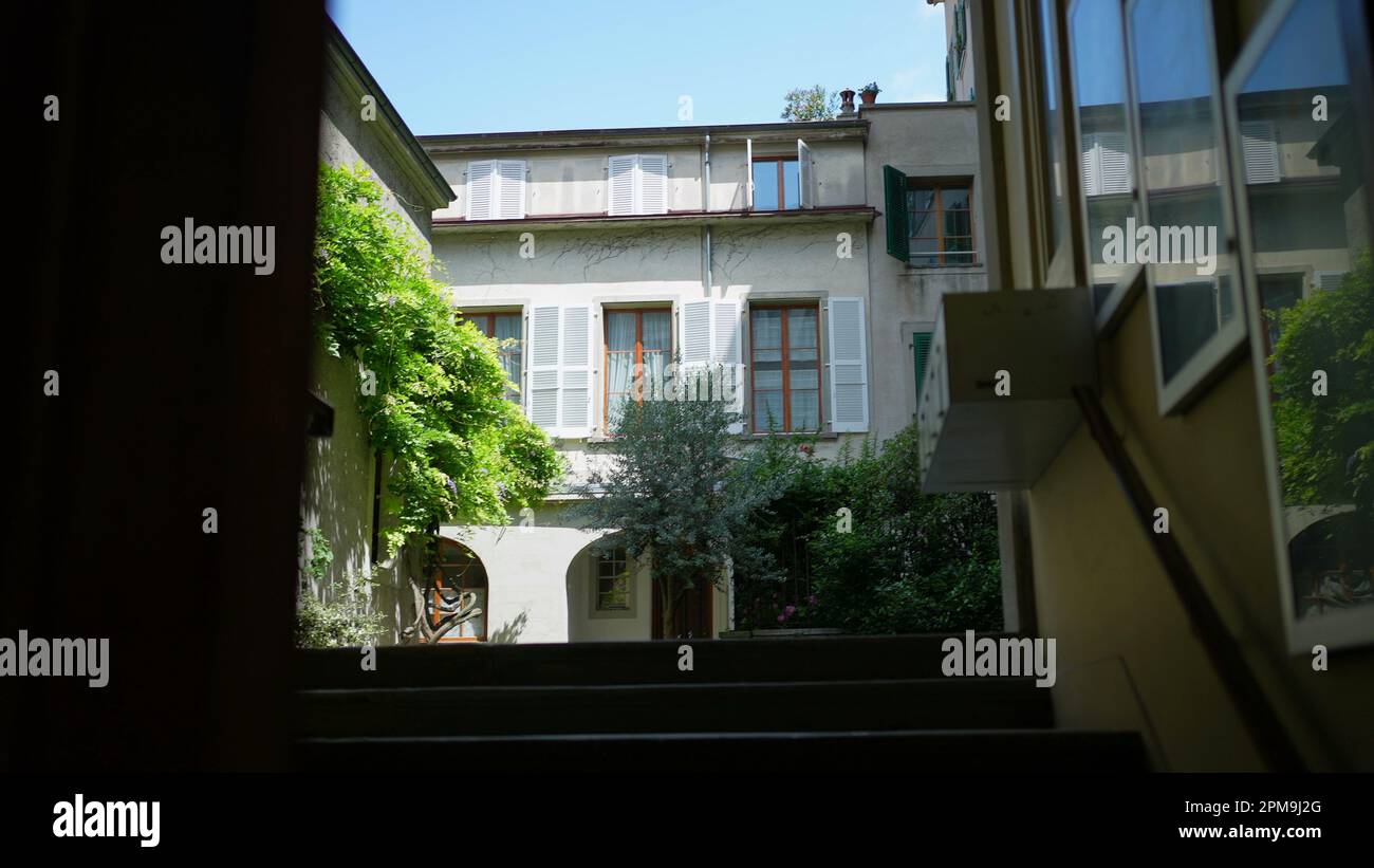 Revealing european building exterior hi-res stock photography and ...